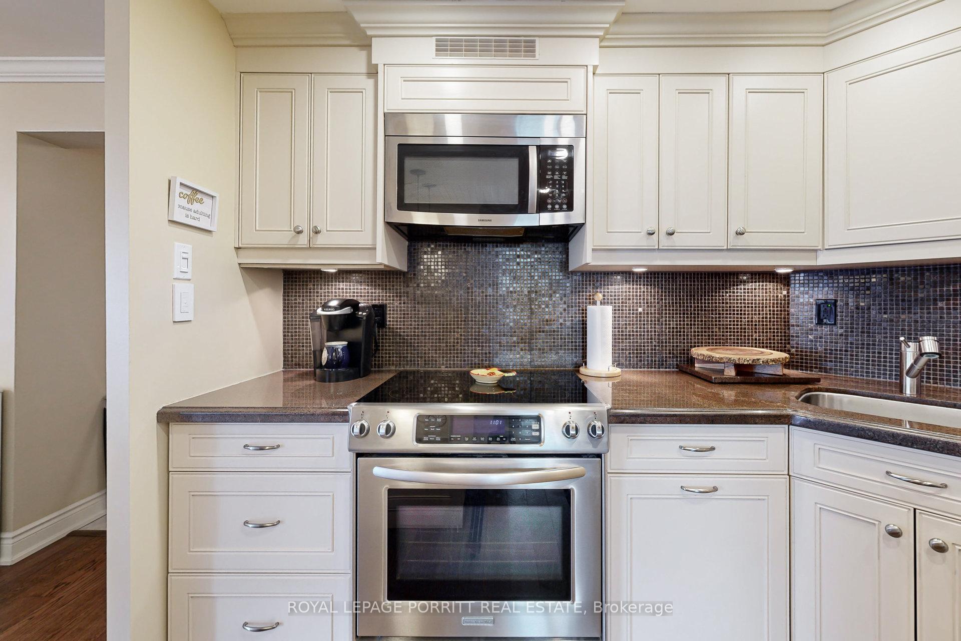 #2005 - 1400 Dixie Road, Mississauga, ON L5E 3E1