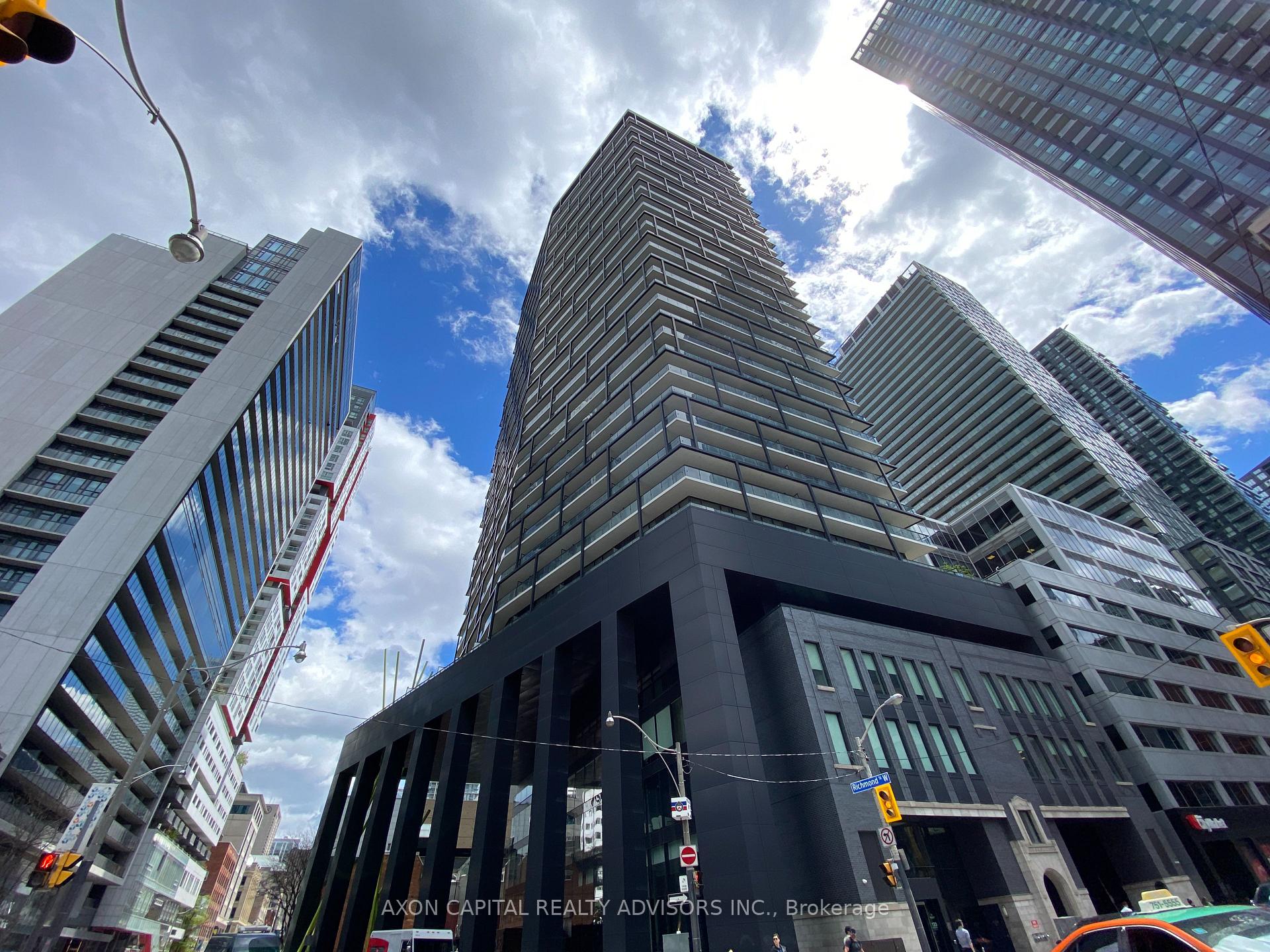 2007 - 125 Peter Street, Toronto, ON M5V 0M2