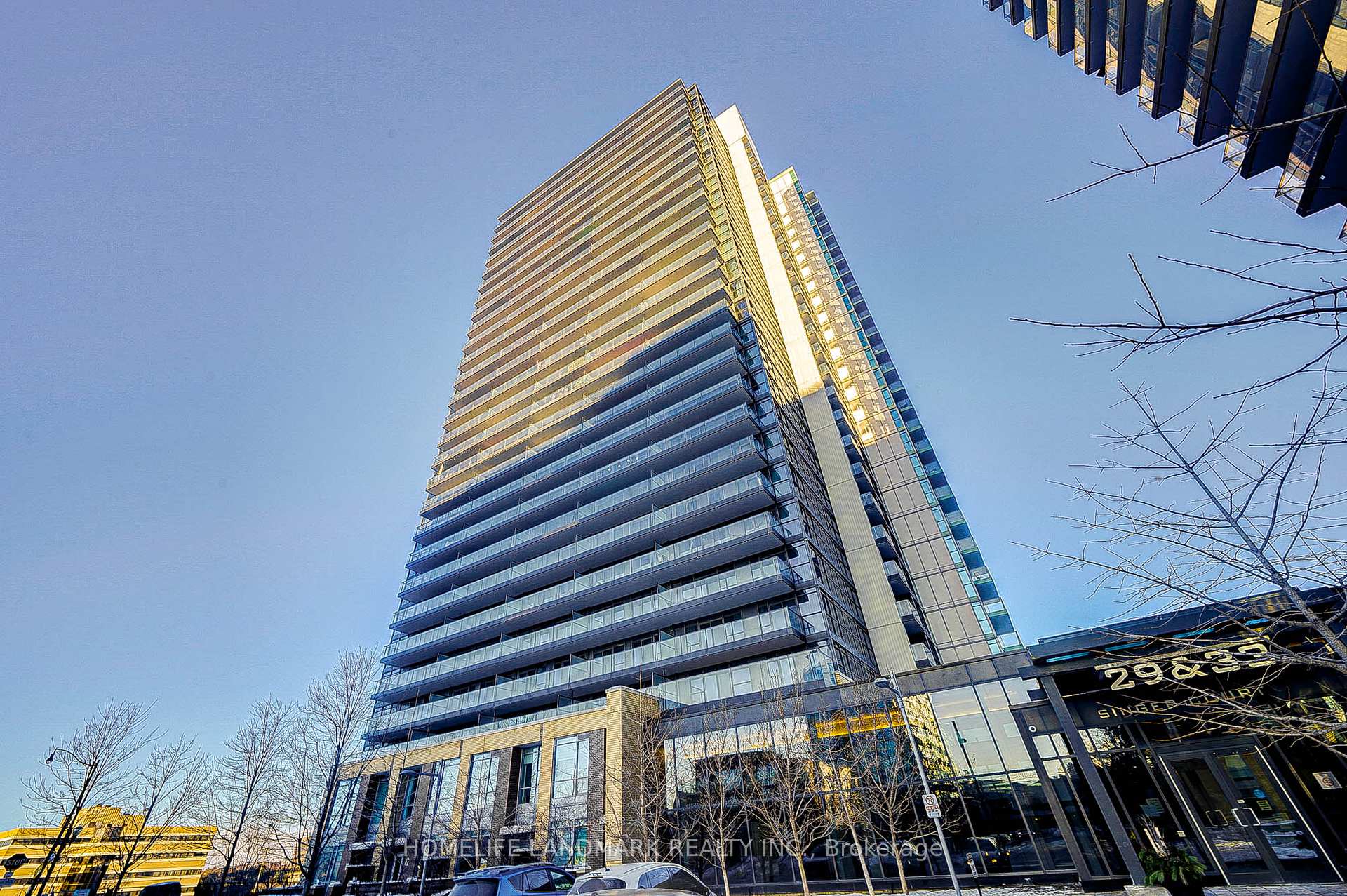 2008 - 33 Singer Court, Toronto, ON M2K 0B4