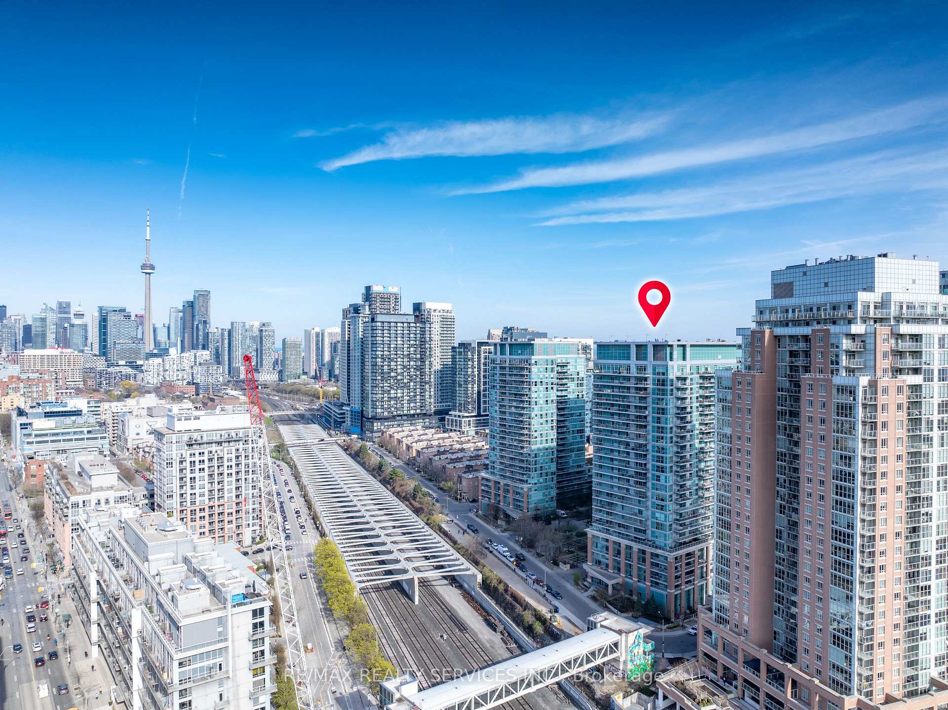 2009 - 100 Western Battery Road, Toronto, ON M6K 3S2