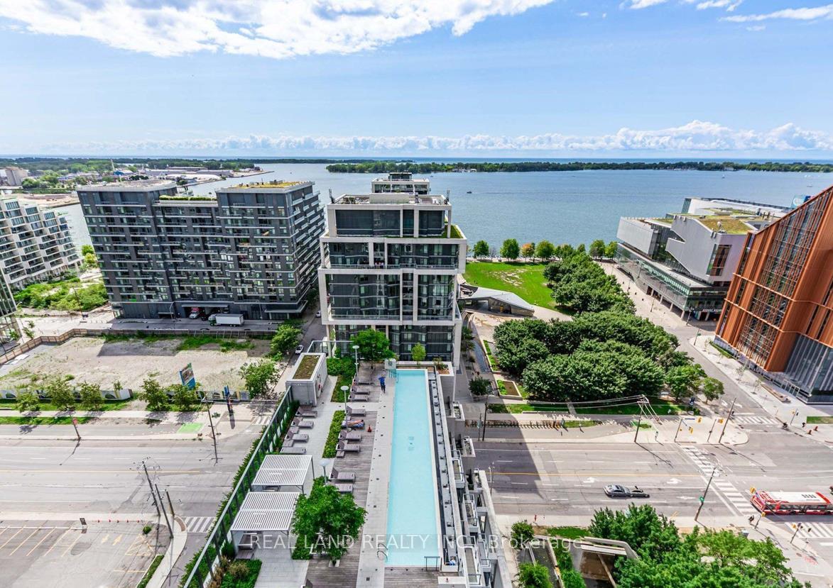 2009 - 16 Bonnycastle Street, Toronto, ON M5A 0C9