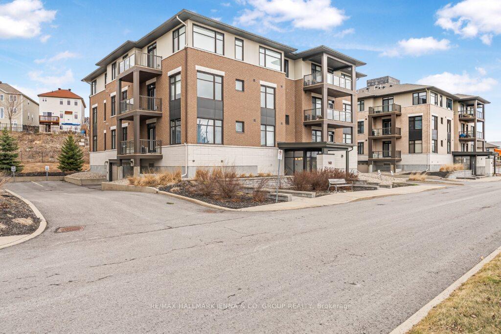 Condos For Sale in Kanata