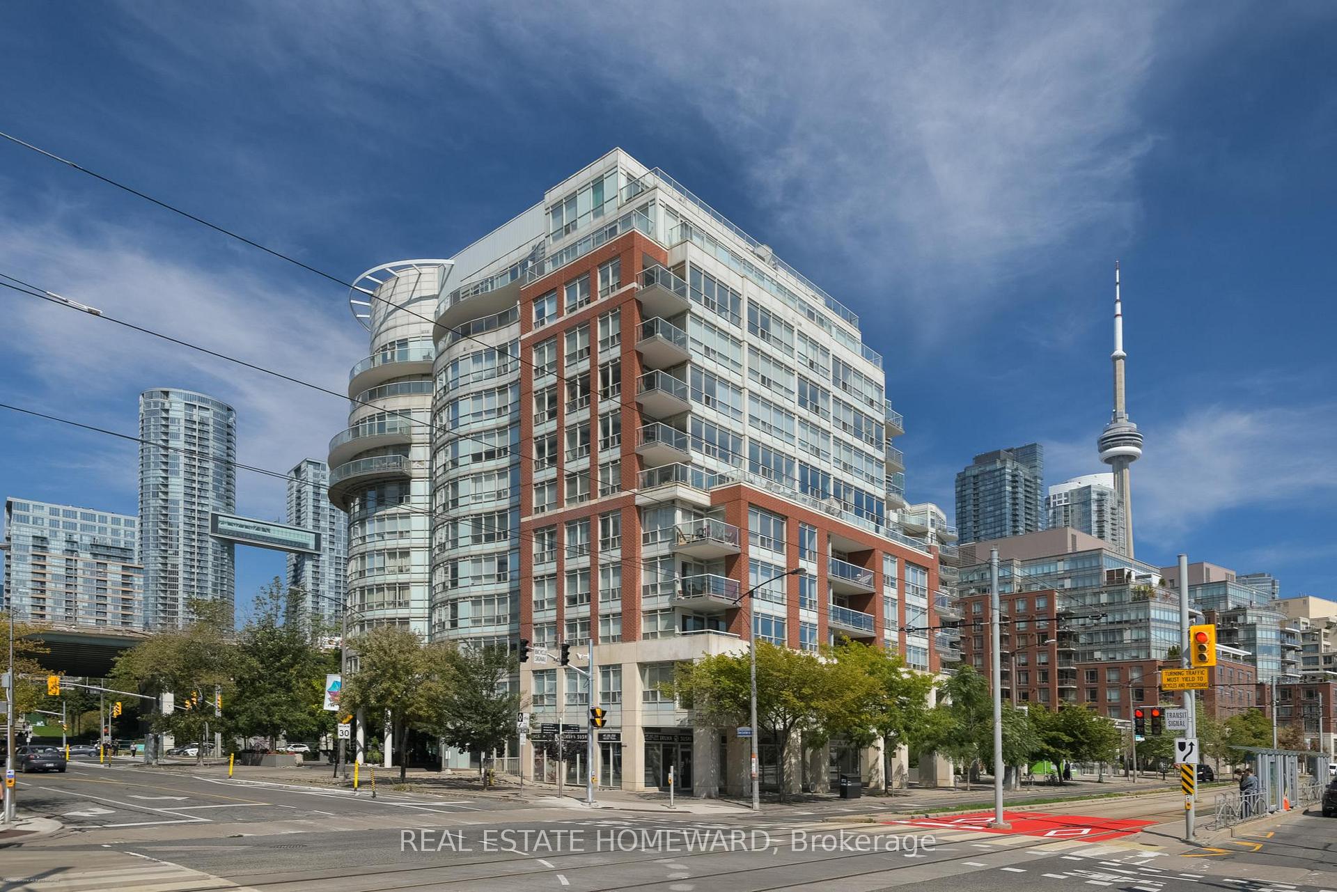 201 - 550 Queens Quay W, Toronto, ON M5V 3M8