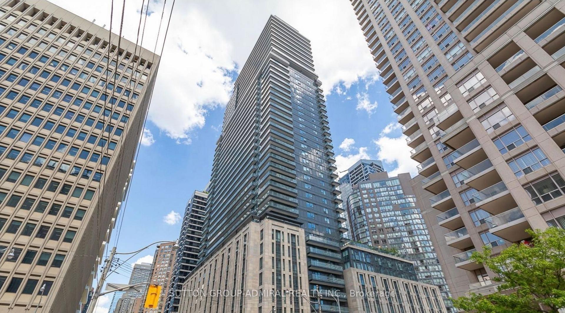 2012 - 955 Bay Street, Toronto, ON M5S 0C6