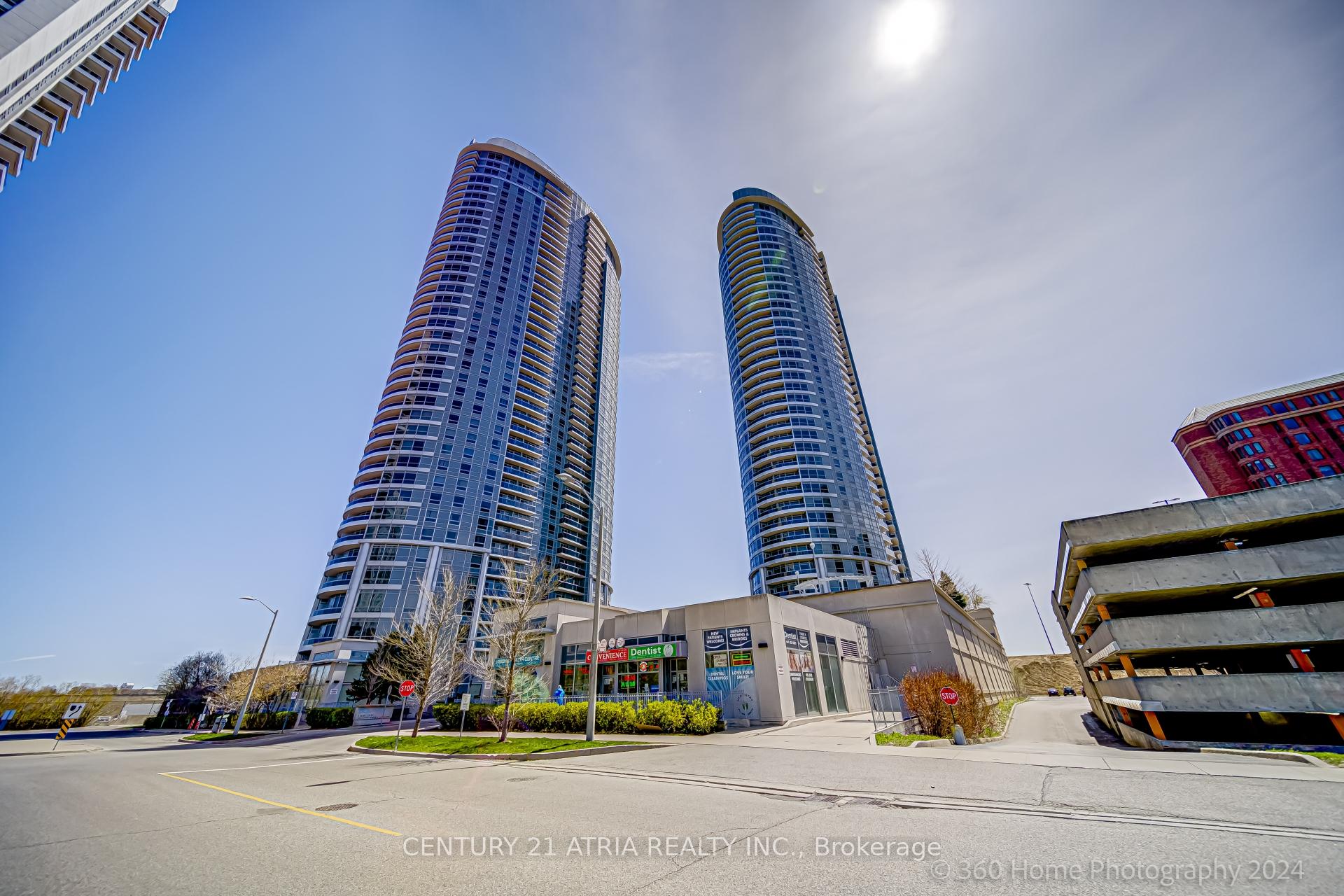 2015 - 135 Village Green Square, Toronto, ON M1S 0G4