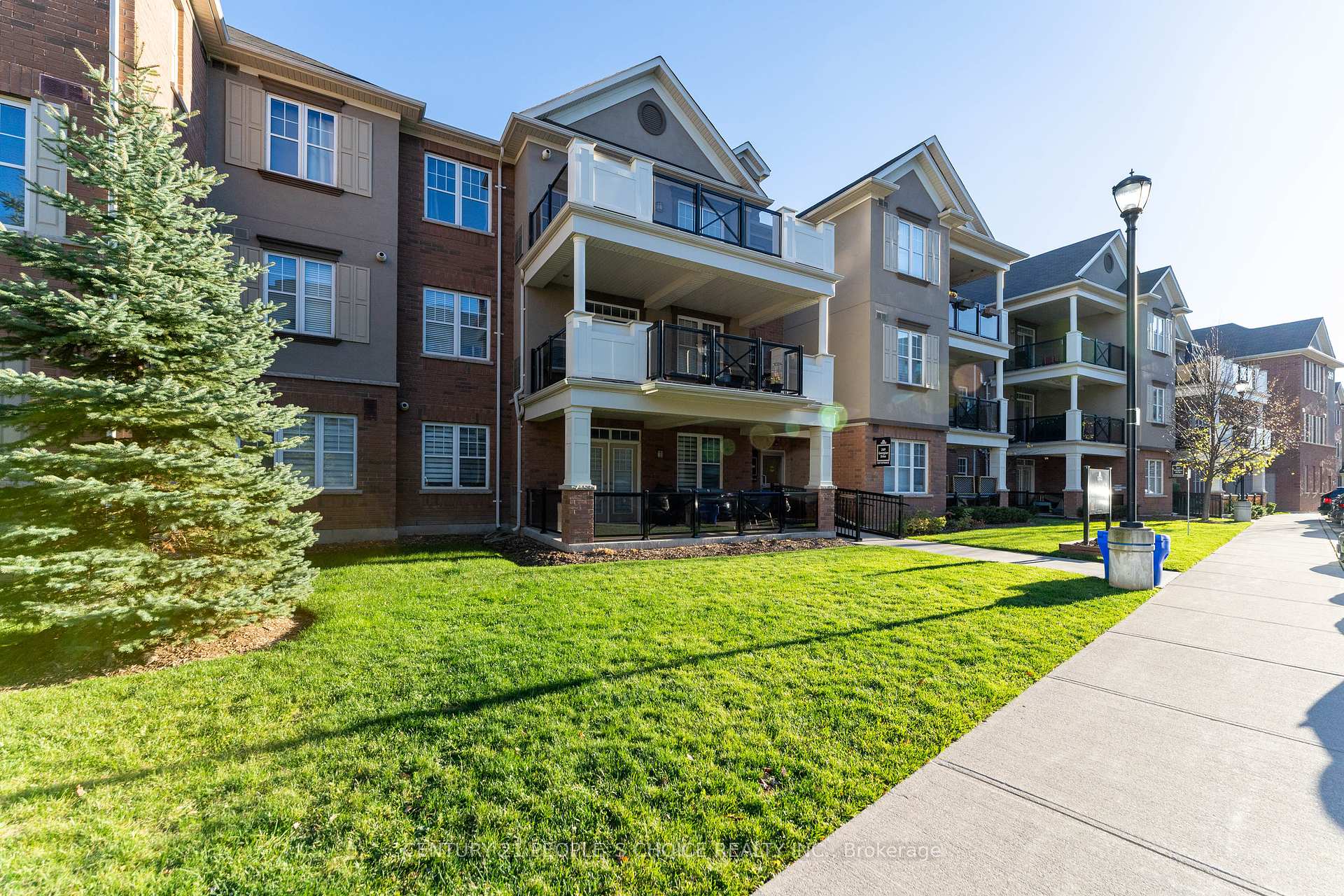 202 - 269 Georgian Drive, Oakville, ON L6H 0L1