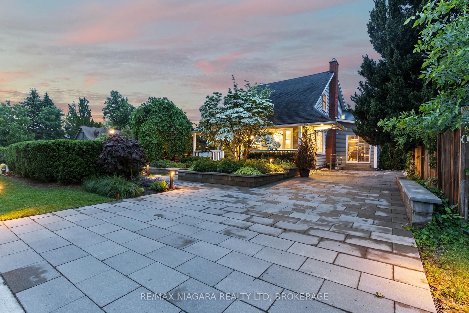 202 Anne Street, Niagara-on-the-Lake, ON L0S 1J0