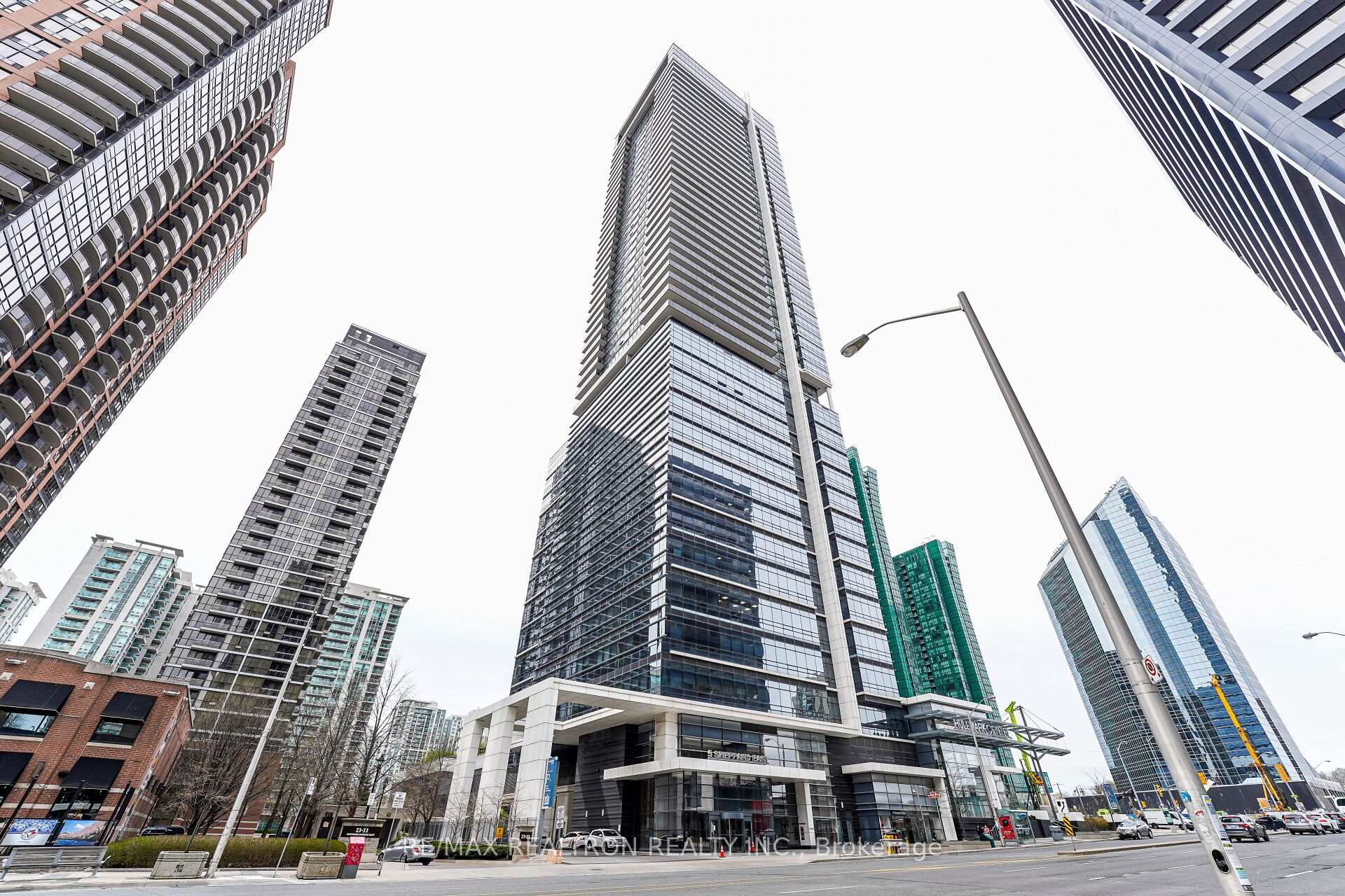 2020 - 5 Sheppard Avenue E, Toronto, ON M2N 0G4