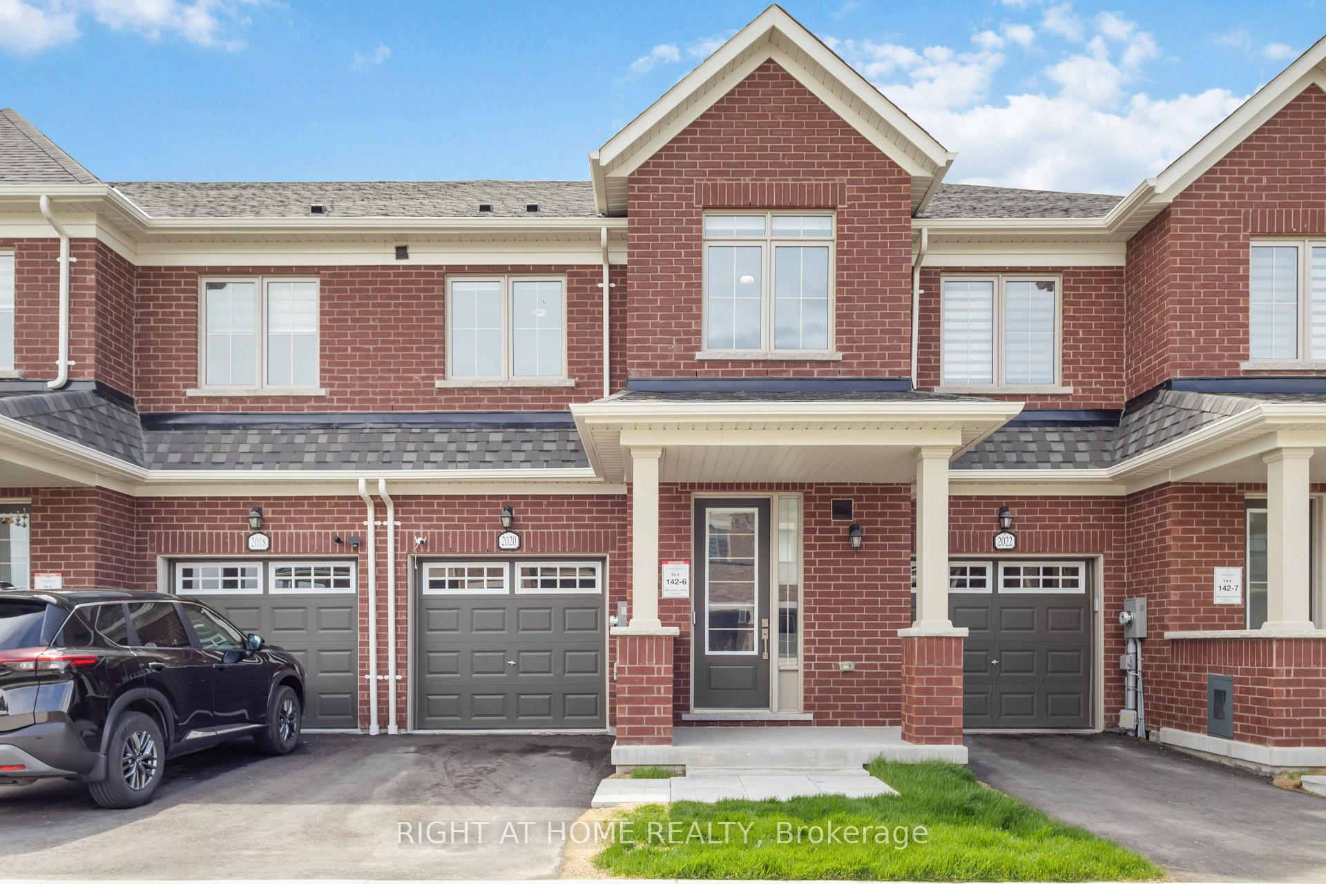 2020 Cameron Lott Crescent, Oshawa, ON L1L 0S1