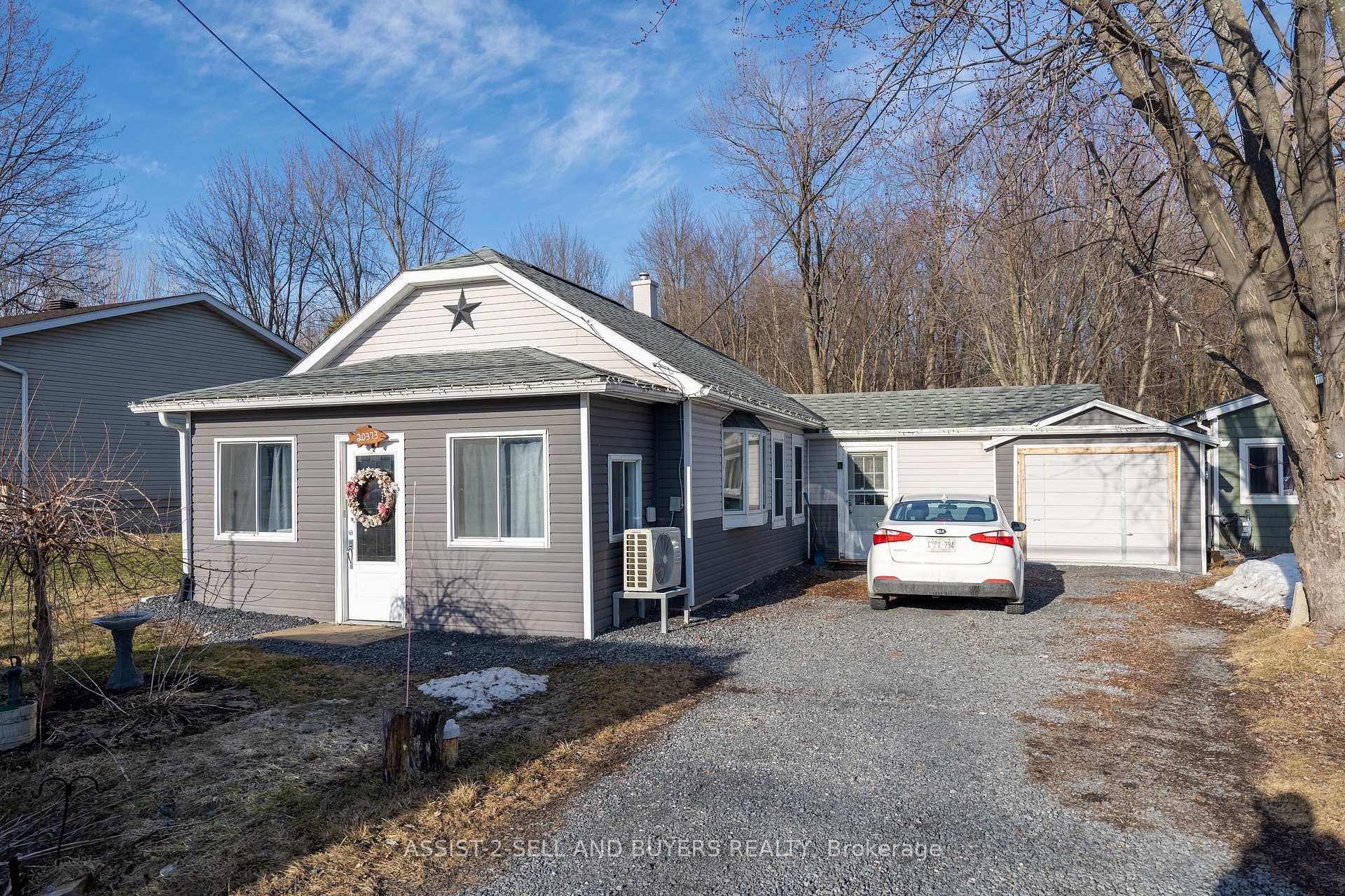 20373 County Rd 2 Road, South Glengarry, ON K0C 2C0