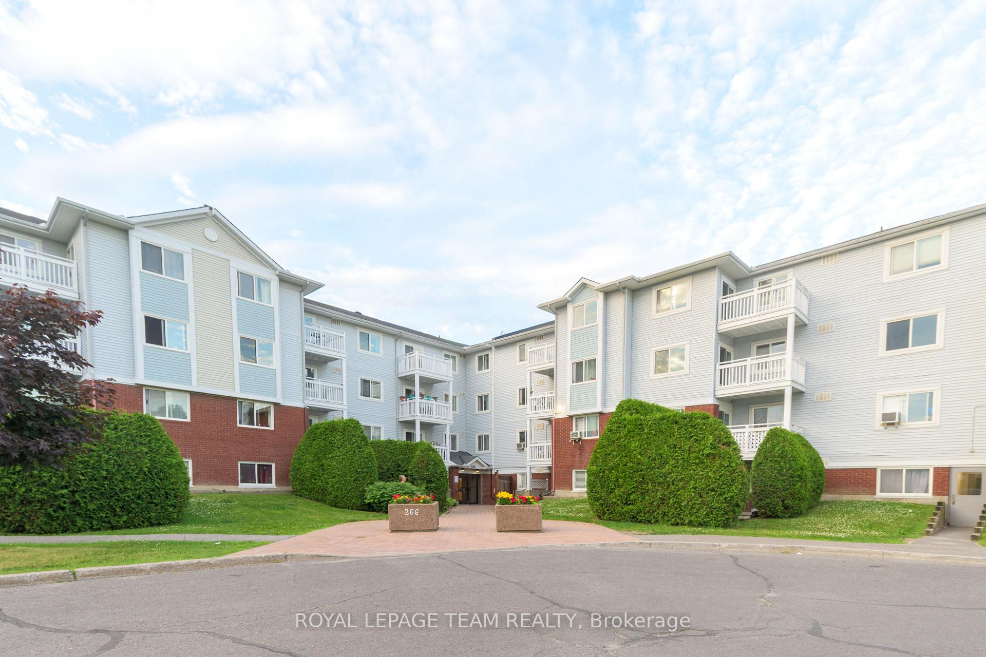 204 - 266 LORRY GREENBERG Drive, Hunt Club - South Keys and Area, ON K1T 3J9