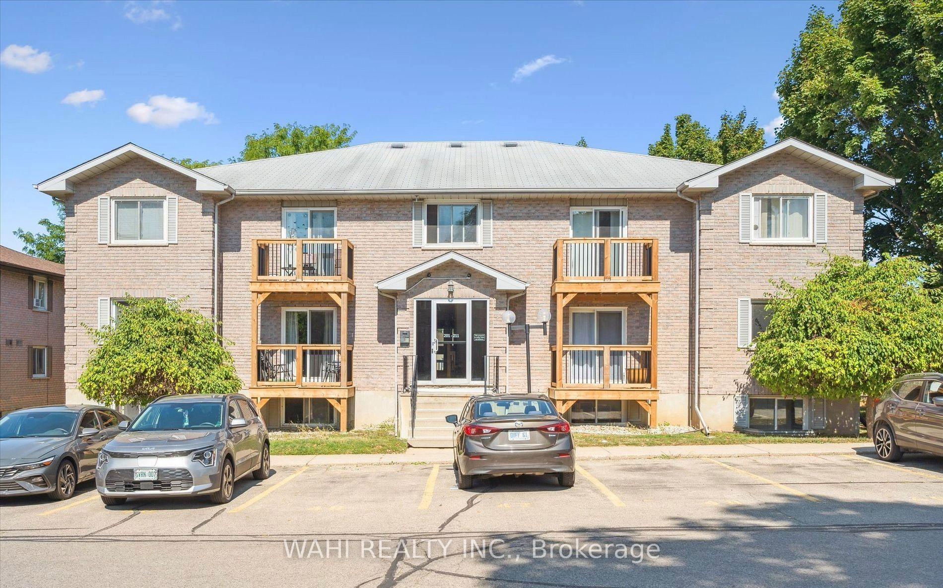 204 - 266 Overlea Drive, Kitchener, ON N2M 5N2