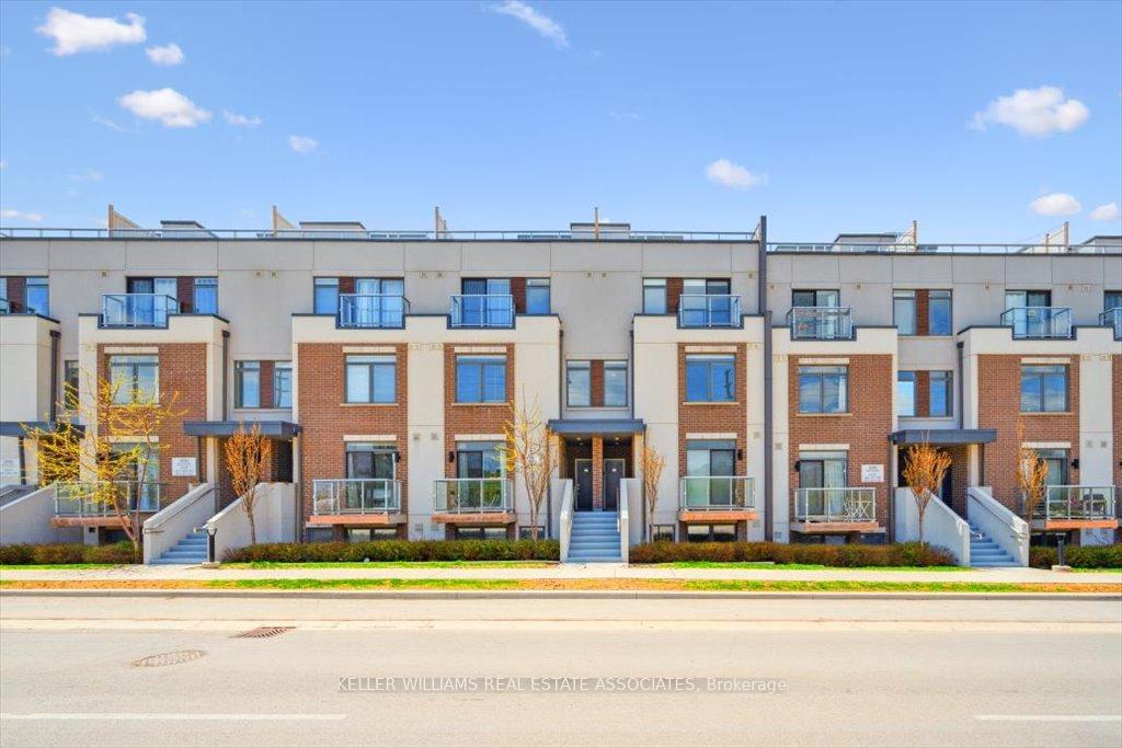 204 - 3058 Sixth Line, Oakville, ON L6M 1P8
