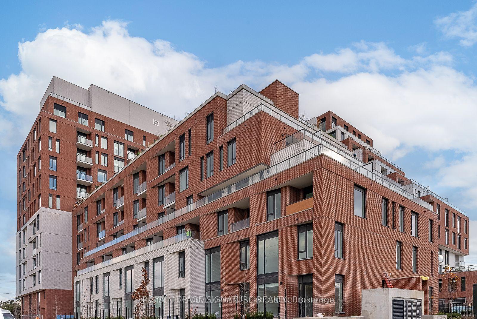 204 - 3100 Keele Street, Toronto, ON M3M 0E1