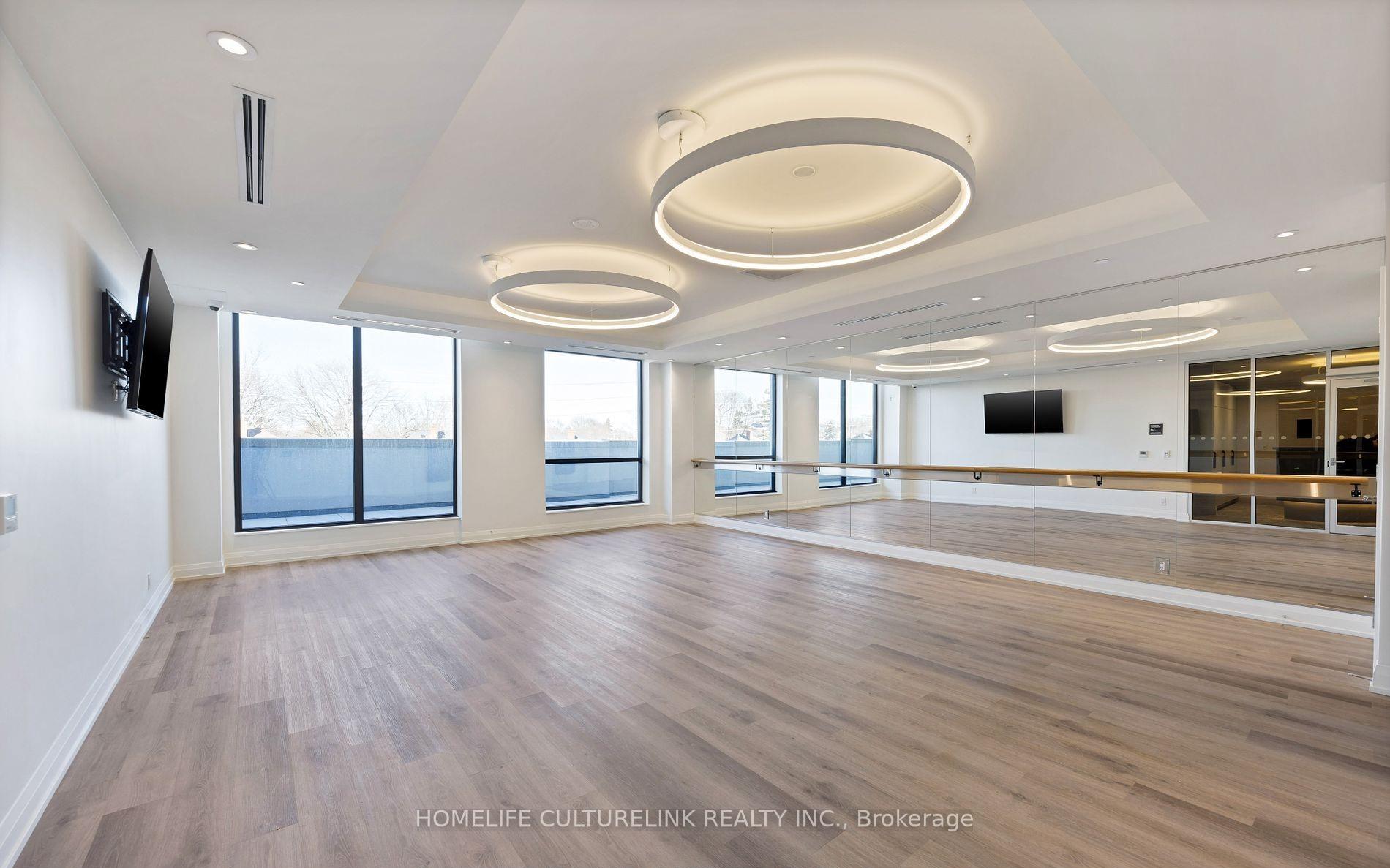 204 - 33 Frederick Todd Way, Toronto, ON M4G 0C9