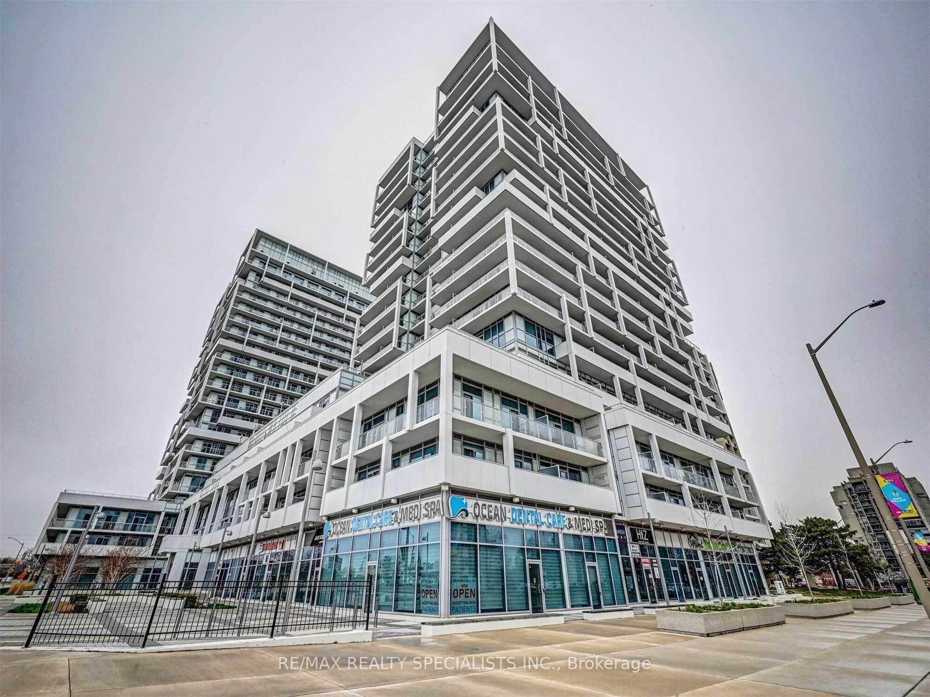 204 - 65 SPEERS Road, Oakville, ON L6K 3V5