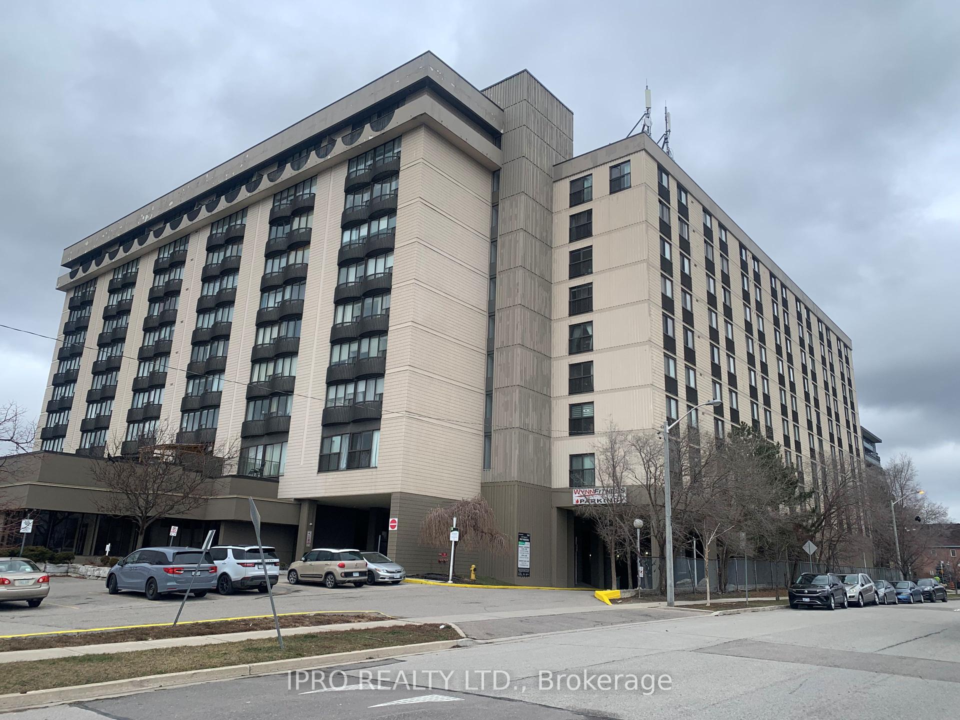 205 - 2737 Keele Street W, Toronto, ON M3M 2E9