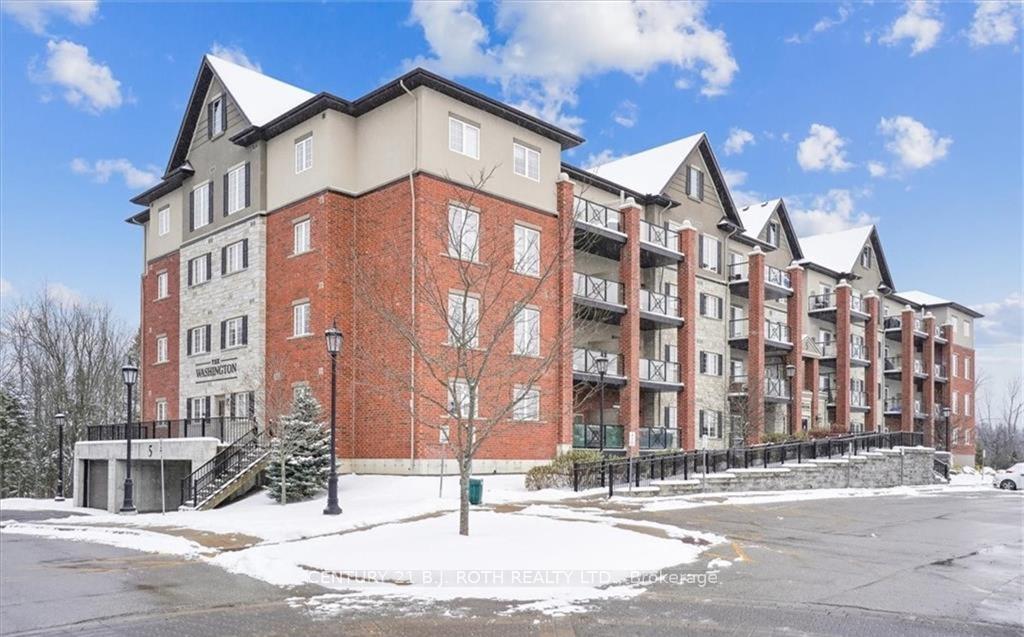 205 - 5 GREENWICH Street, Barrie, ON L4N 7Y8