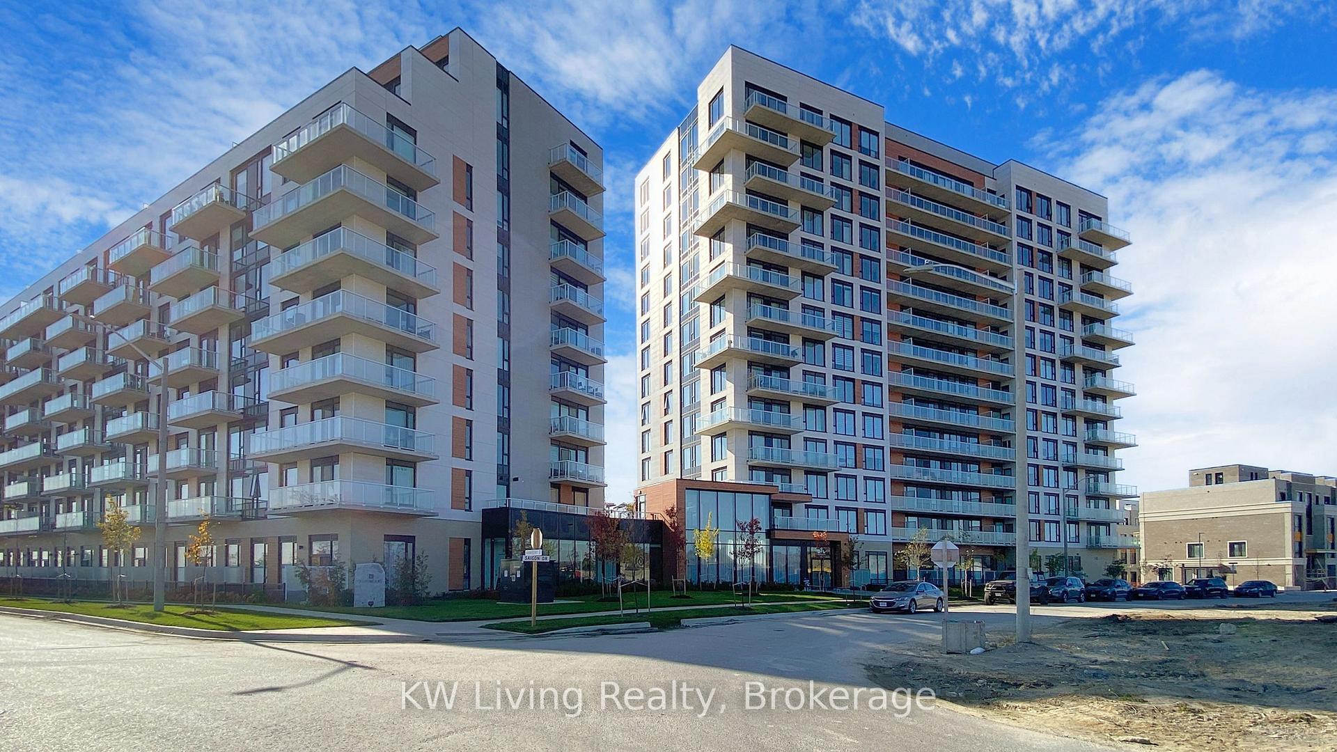 205 - 6 David Eyer Road, Richmond Hill, ON L4S 0N5