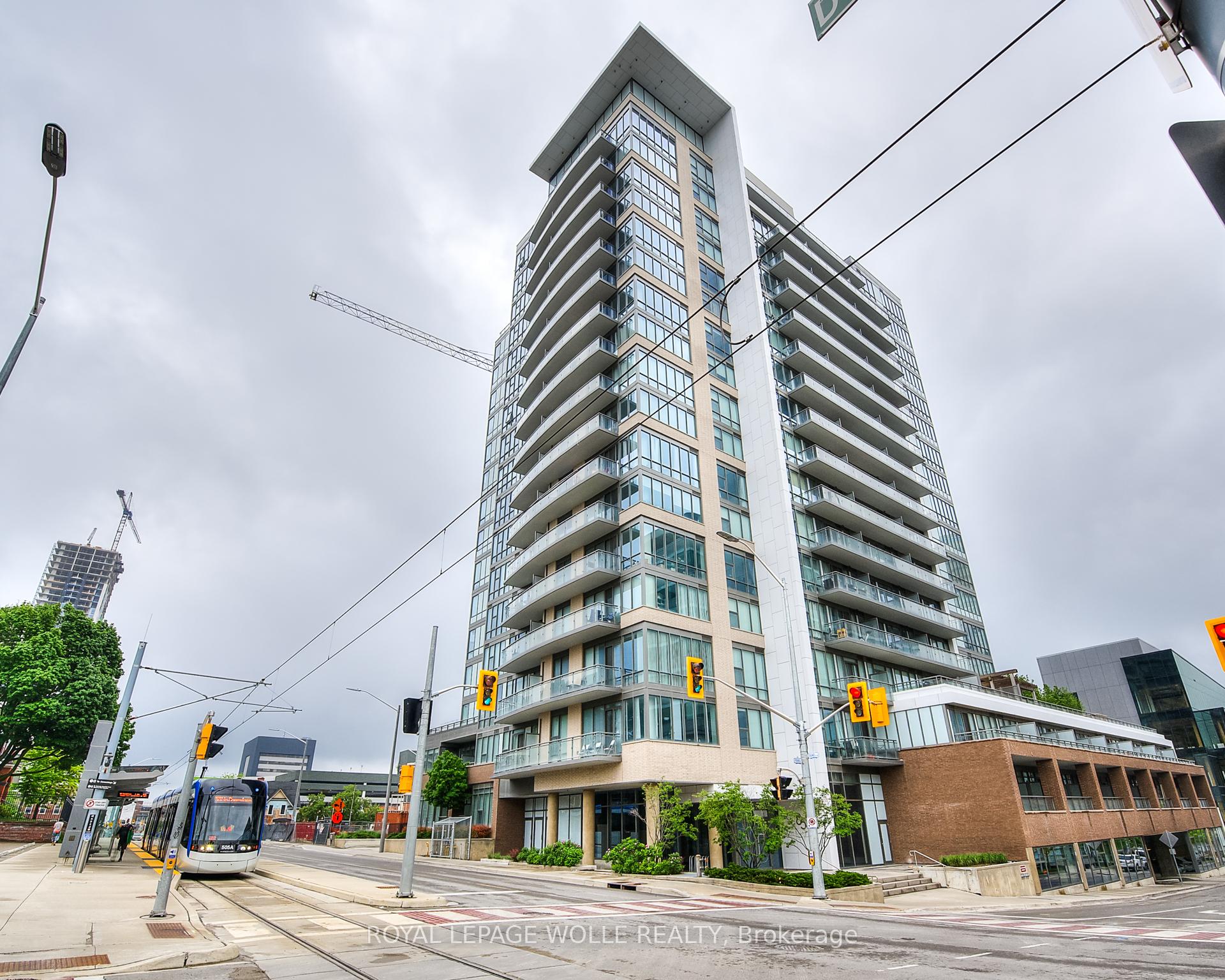 205 - 85 Duke Street W, Kitchener, ON N2H 0B7