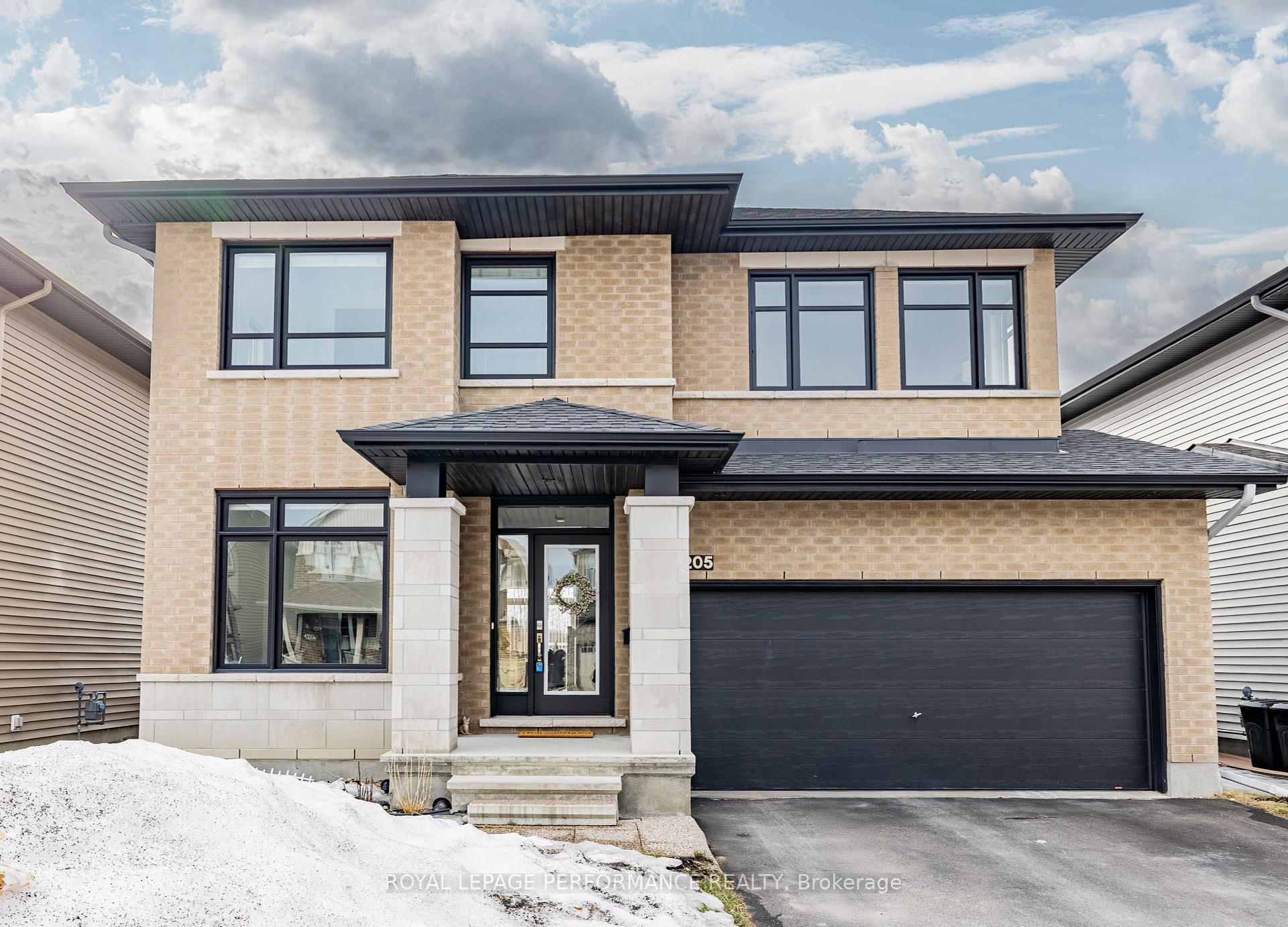 205 Shinleaf Crescent, Orleans - Convent Glen and Area, ON K1W 0J1