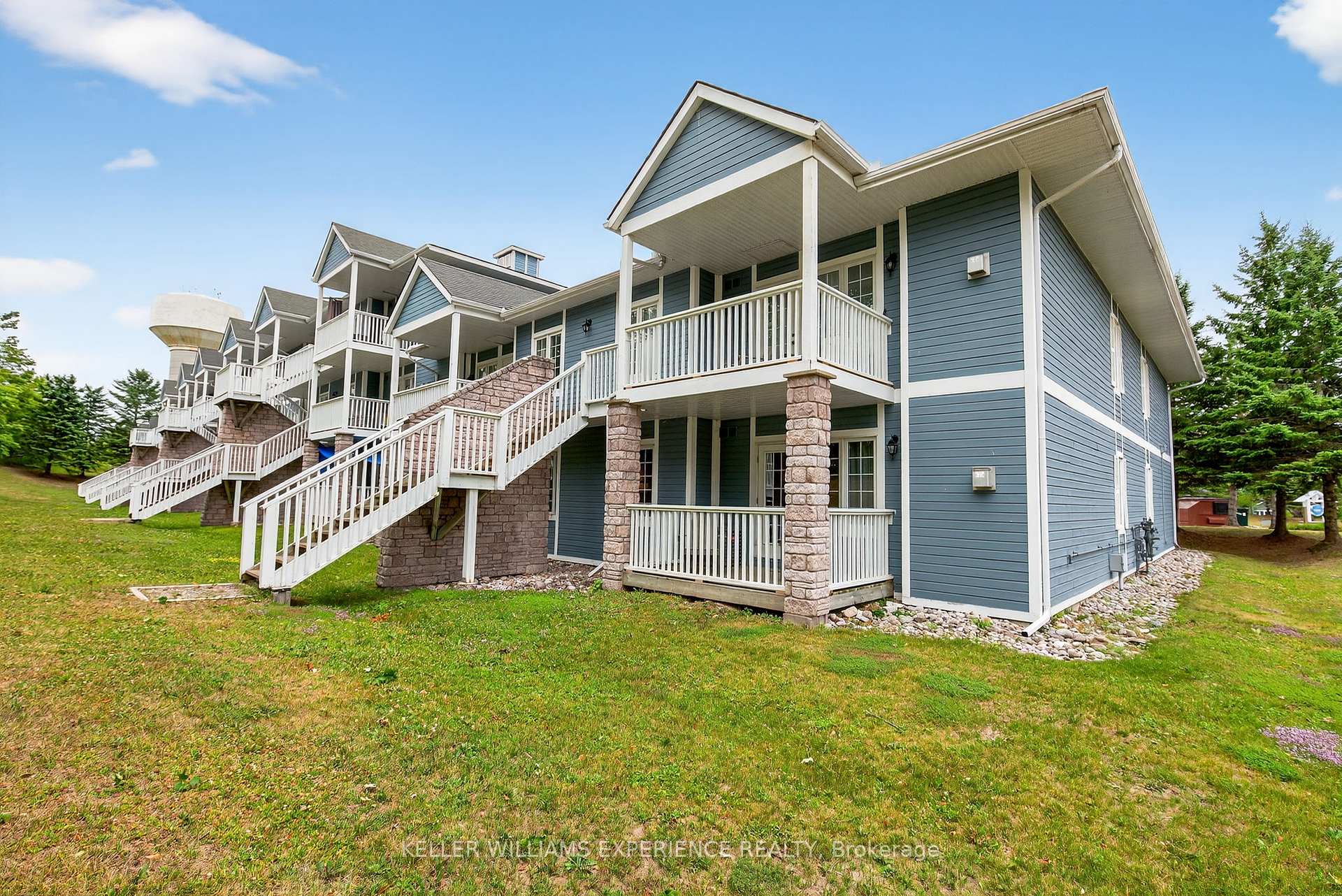 #2054/55 - 90 Highland Drive, Oro-Medonte, ON L0L 2L0