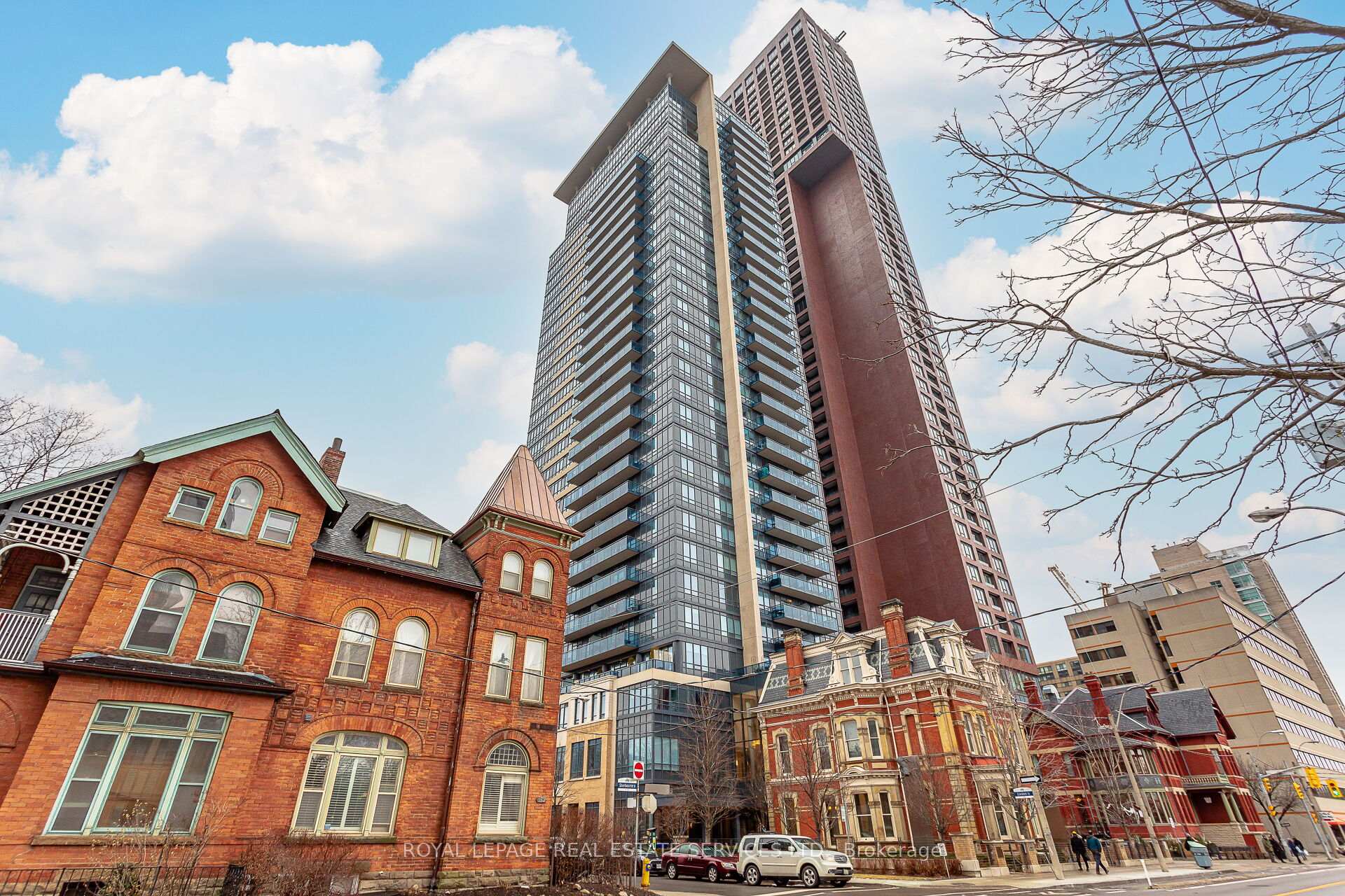 206 - 28 Linden Street, Toronto, ON M4Y 0A4