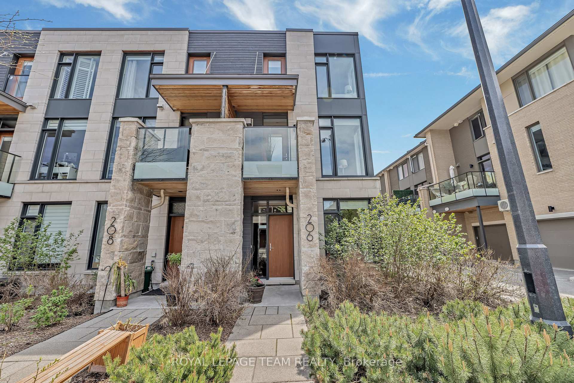 206 Jeremiah Kealey Street, Glebe - Ottawa East and Area, ON K1S 5H3