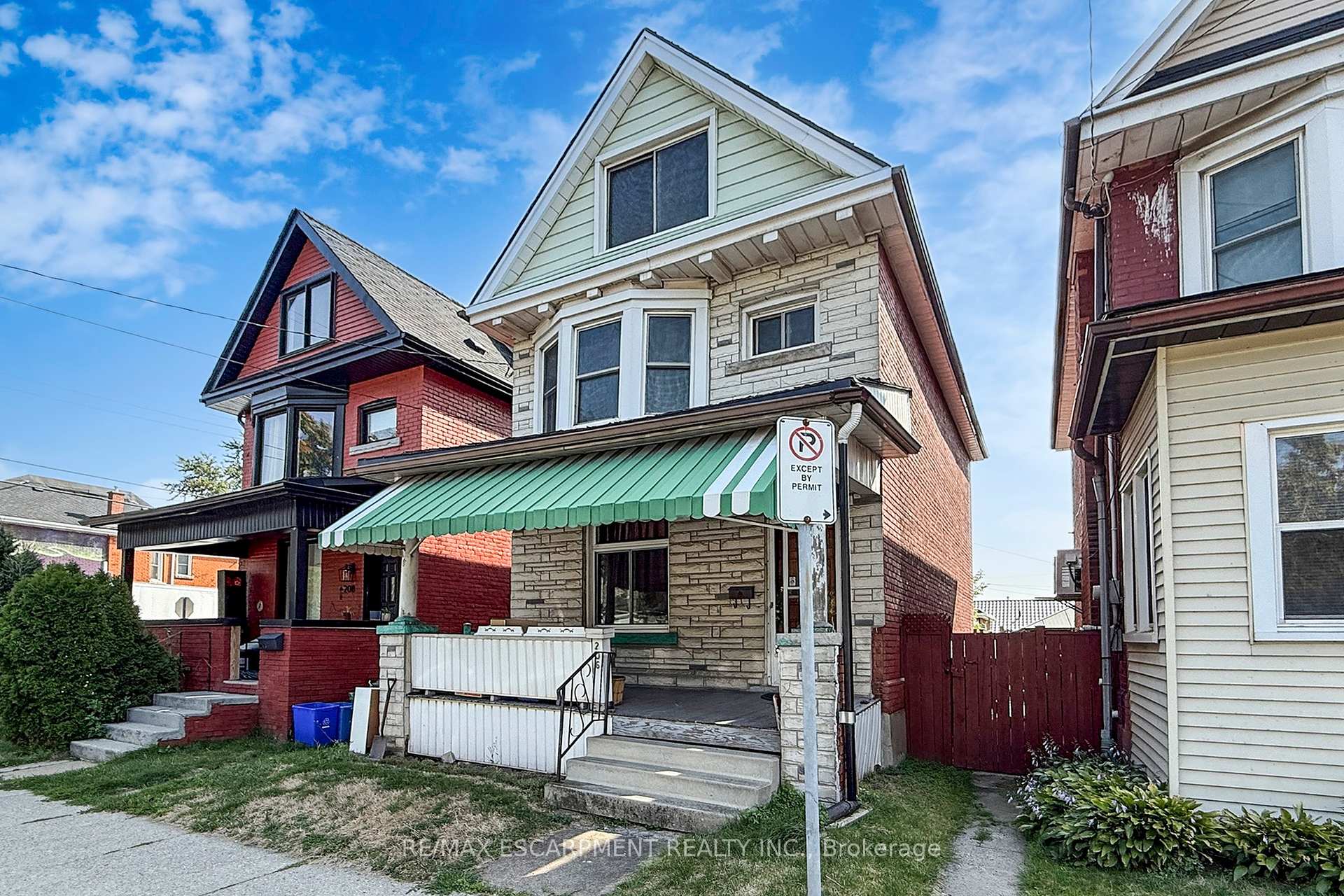 206 Locke Street N, Hamilton, ON L8R 3A9
