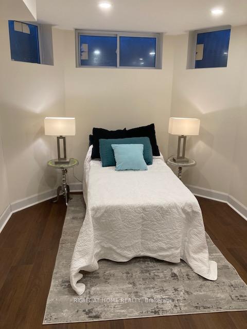 BSMNT - 2064 Glenada Crescent, Oakville, ON L6H 4M2