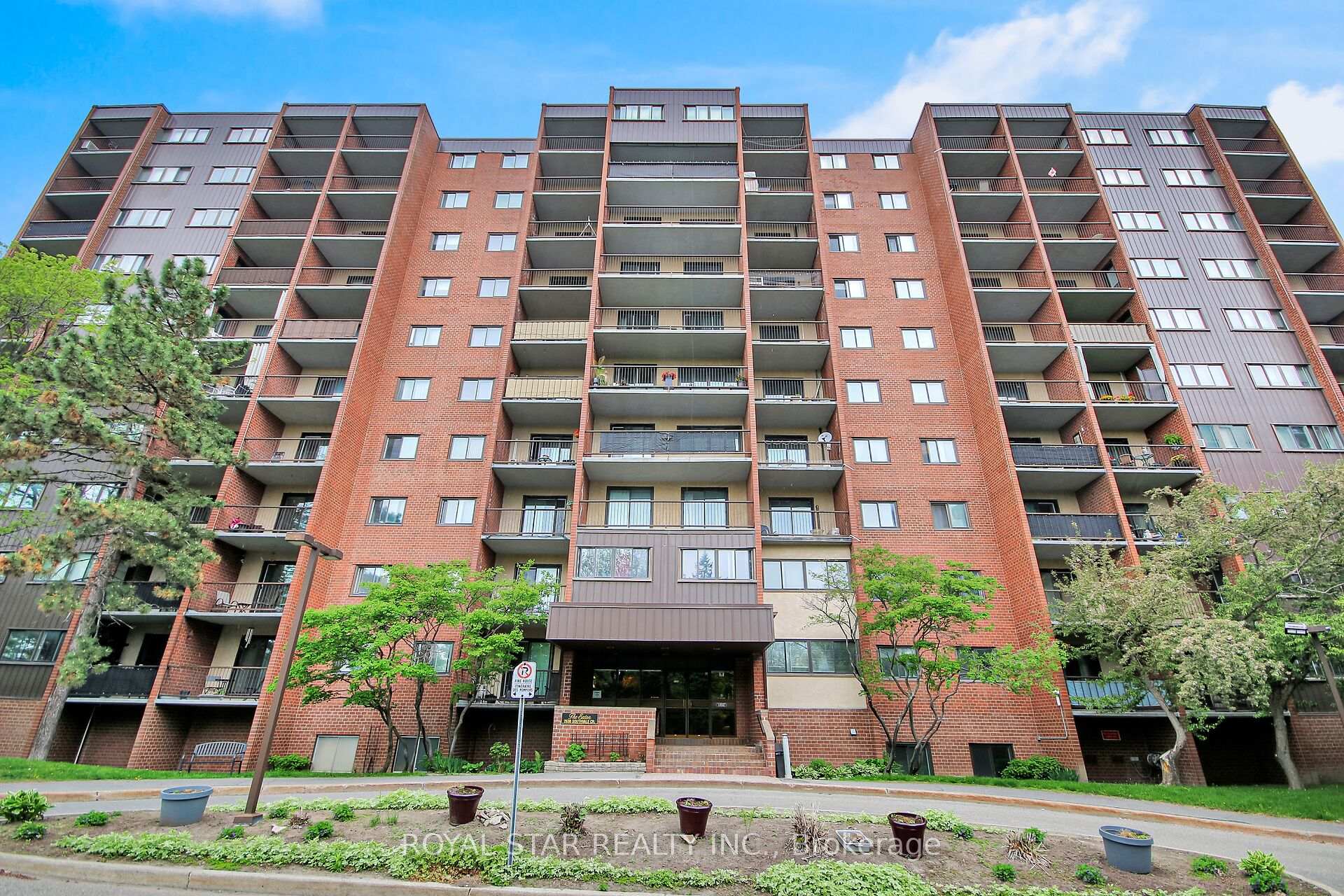 207 - 2630 Southvale Crescent, Elmvale Acres and Area, ON K1B 4S8