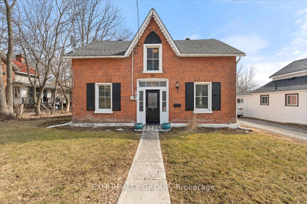 207 St Lawrence Street E, Centre Hastings, ON K0K 2K0