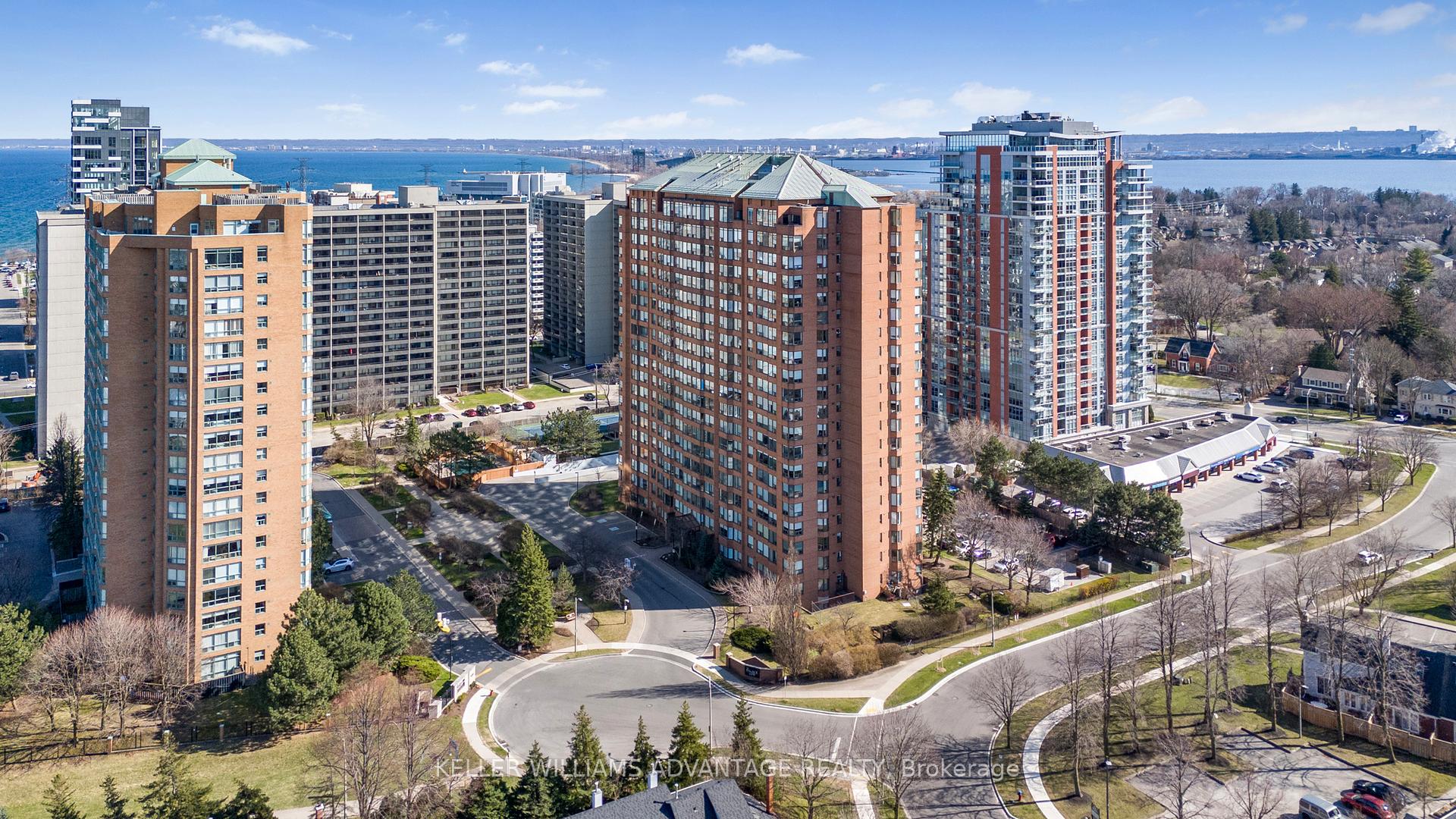 208 - 1270 Maple Crossing Boulevard, Burlington, ON L7S 2J3