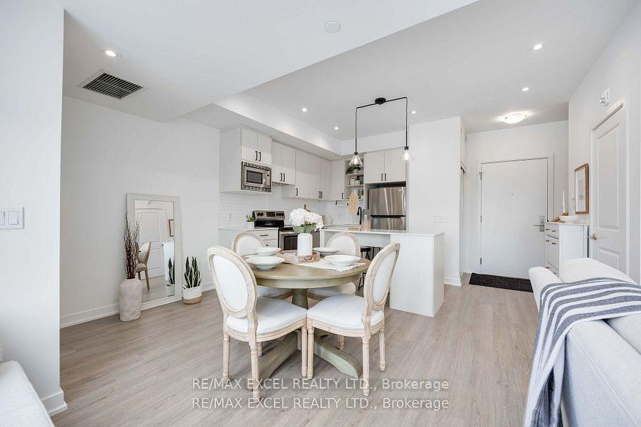 208 - 155 Downsview Park Boulevard, Toronto, ON M3K 0E3