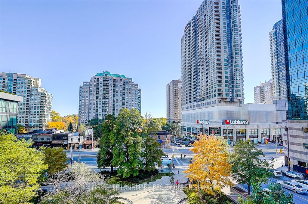 208 - 5162 Yonge Street, Toronto, ON M2N 5P6
