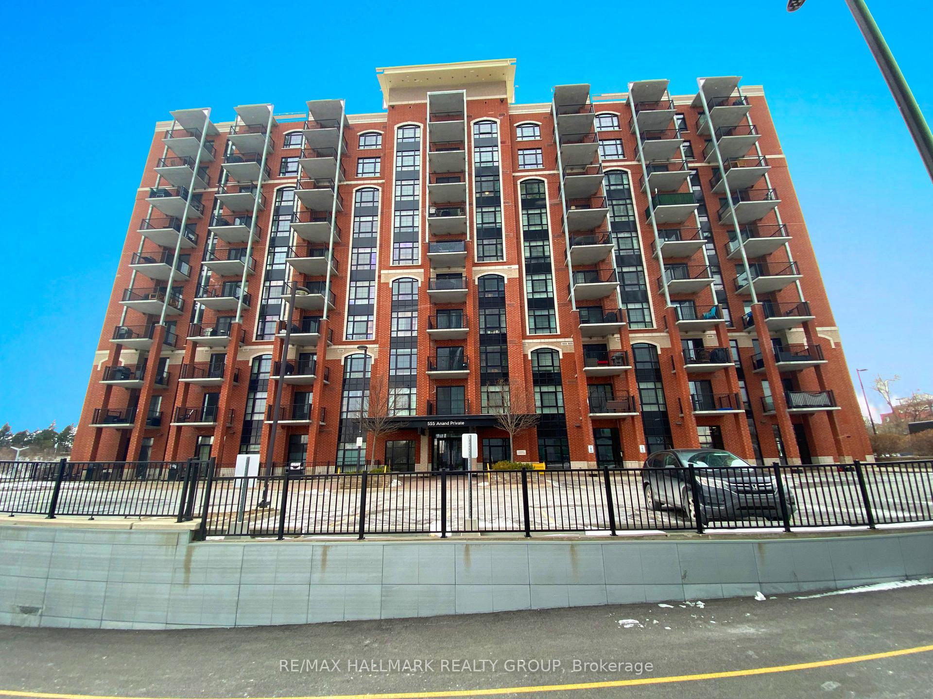 208 - 555 Anand Private, Billings Bridge - Riverside Park and Area, ON K1V 2R7