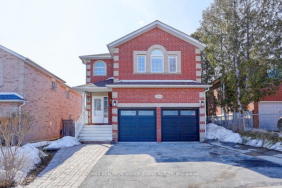 208 Alexander Road, Newmarket, ON L3Y 5P1