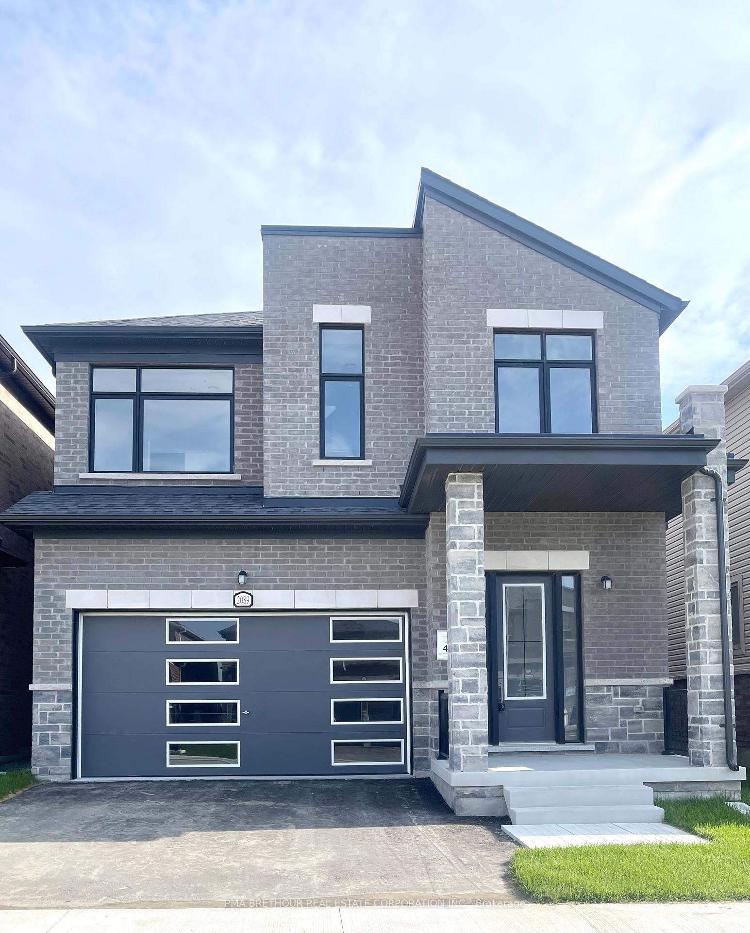 2089 Chris Mason Street, Oshawa, ON L1L 0S5