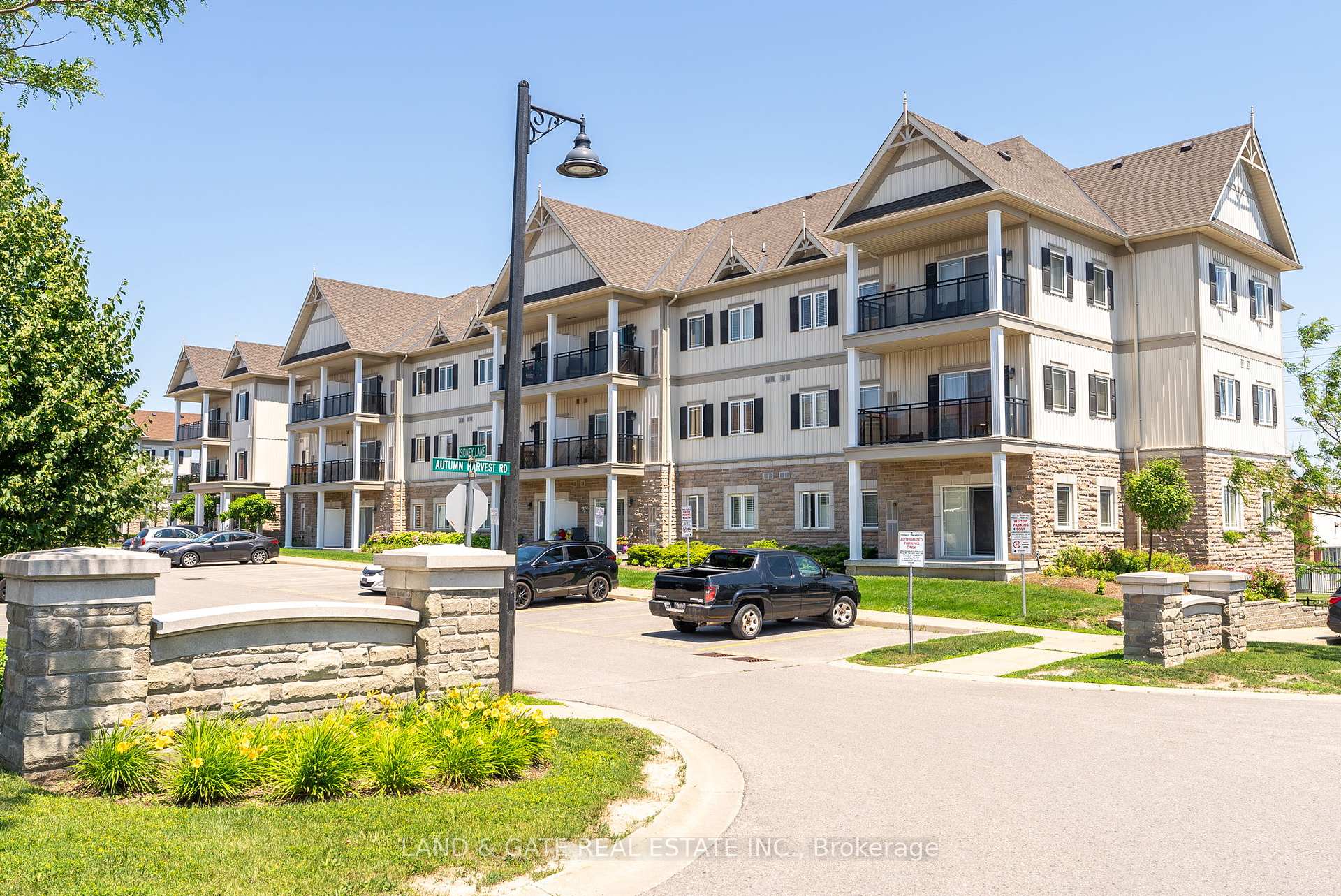209 - 1 Sidney Lane, Clarington, ON L1C 0N5