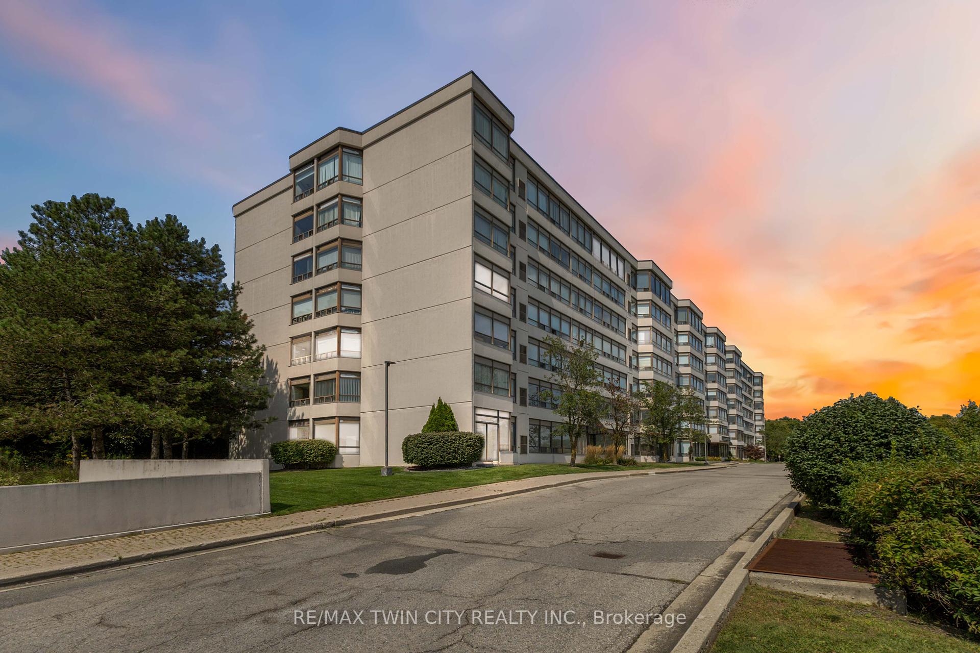209 - 521 Riverside Drive, London, ON N6H 5E2