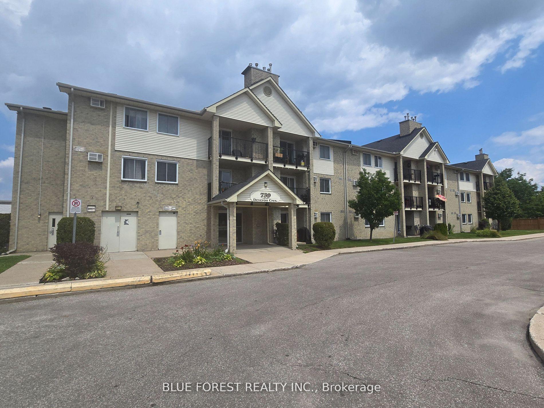 209 - 739 Deveron Crescent, London South, ON N5Z 4Y1