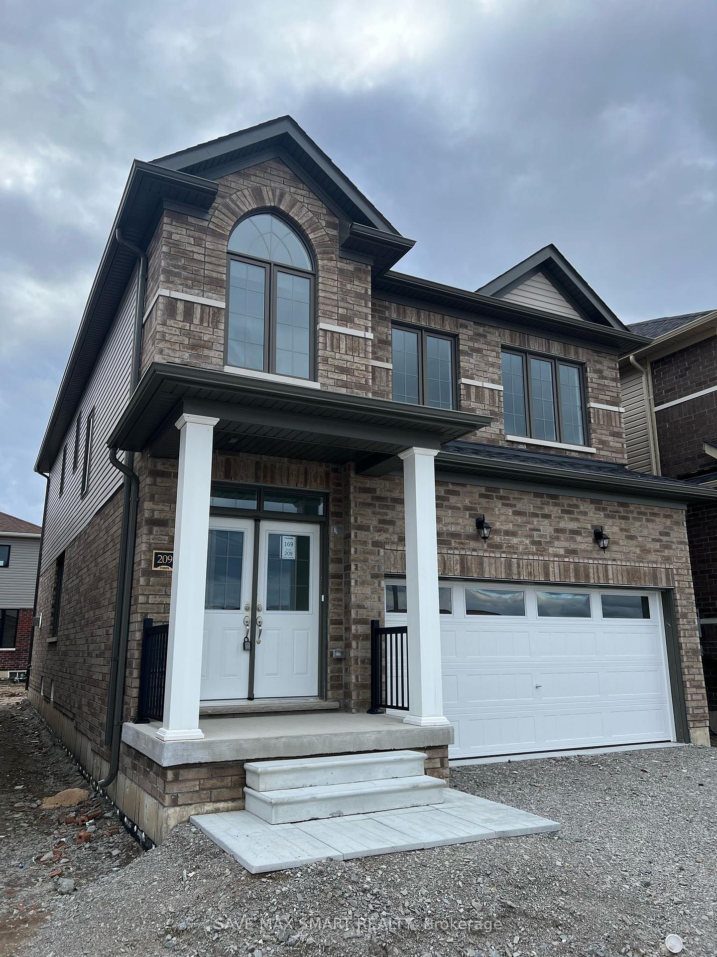 209 Terry Fox Drive, Barrie, ON L9J 0C4