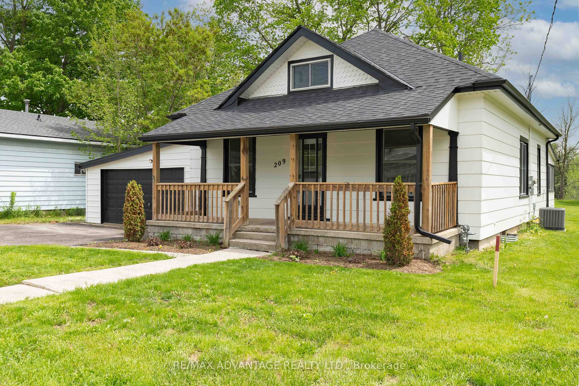 Ingersoll Real Estate MLS® Listings & Houses For Sale