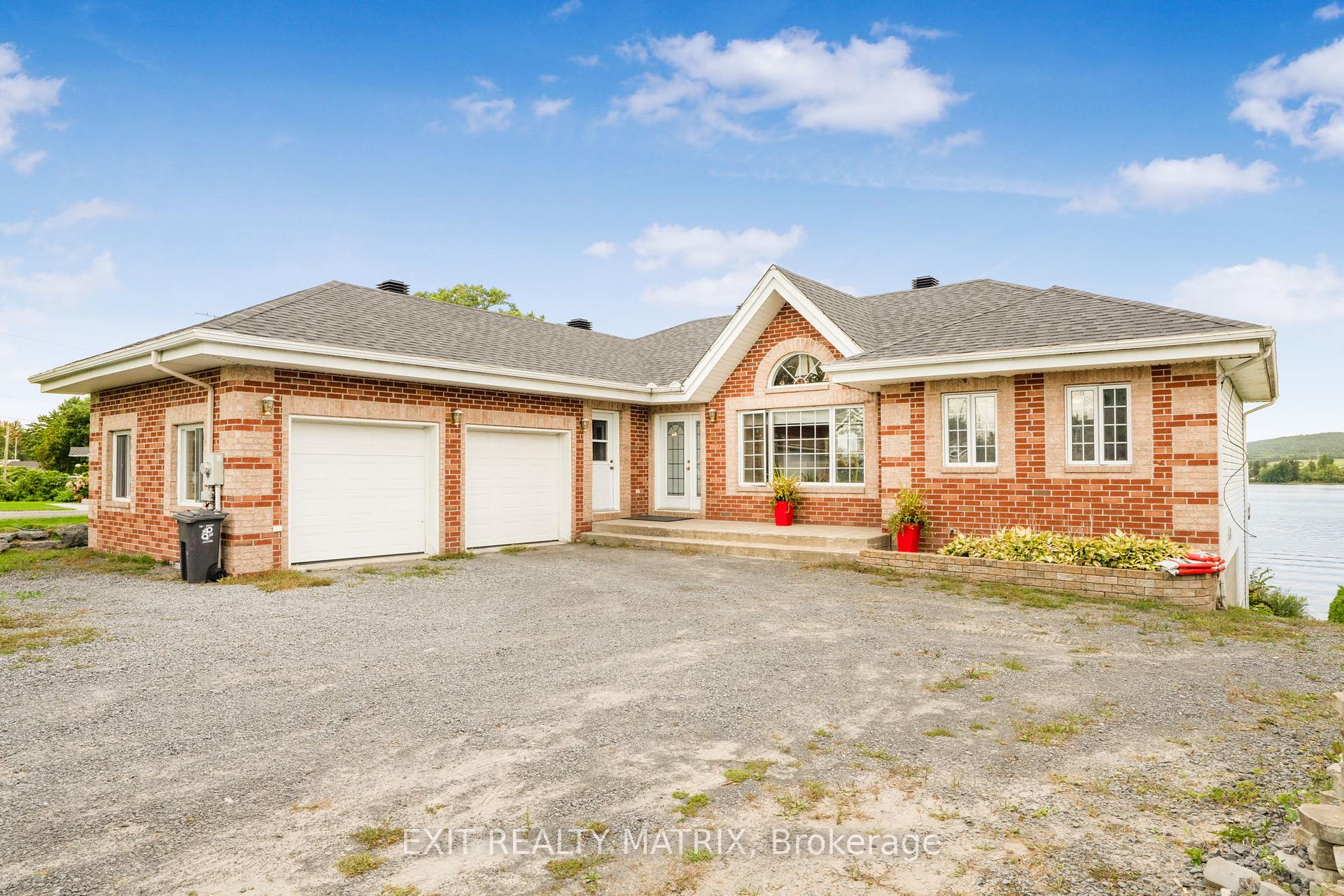 2095 Joseph Street, Alfred and Plantagenet, ON K0B 1J0