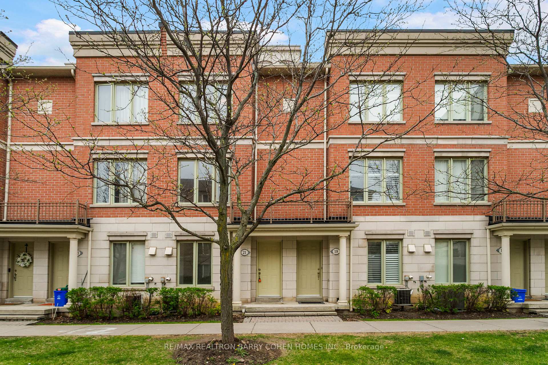 21 - 21 Galleria Parkway, Markham, ON L3T 0A4