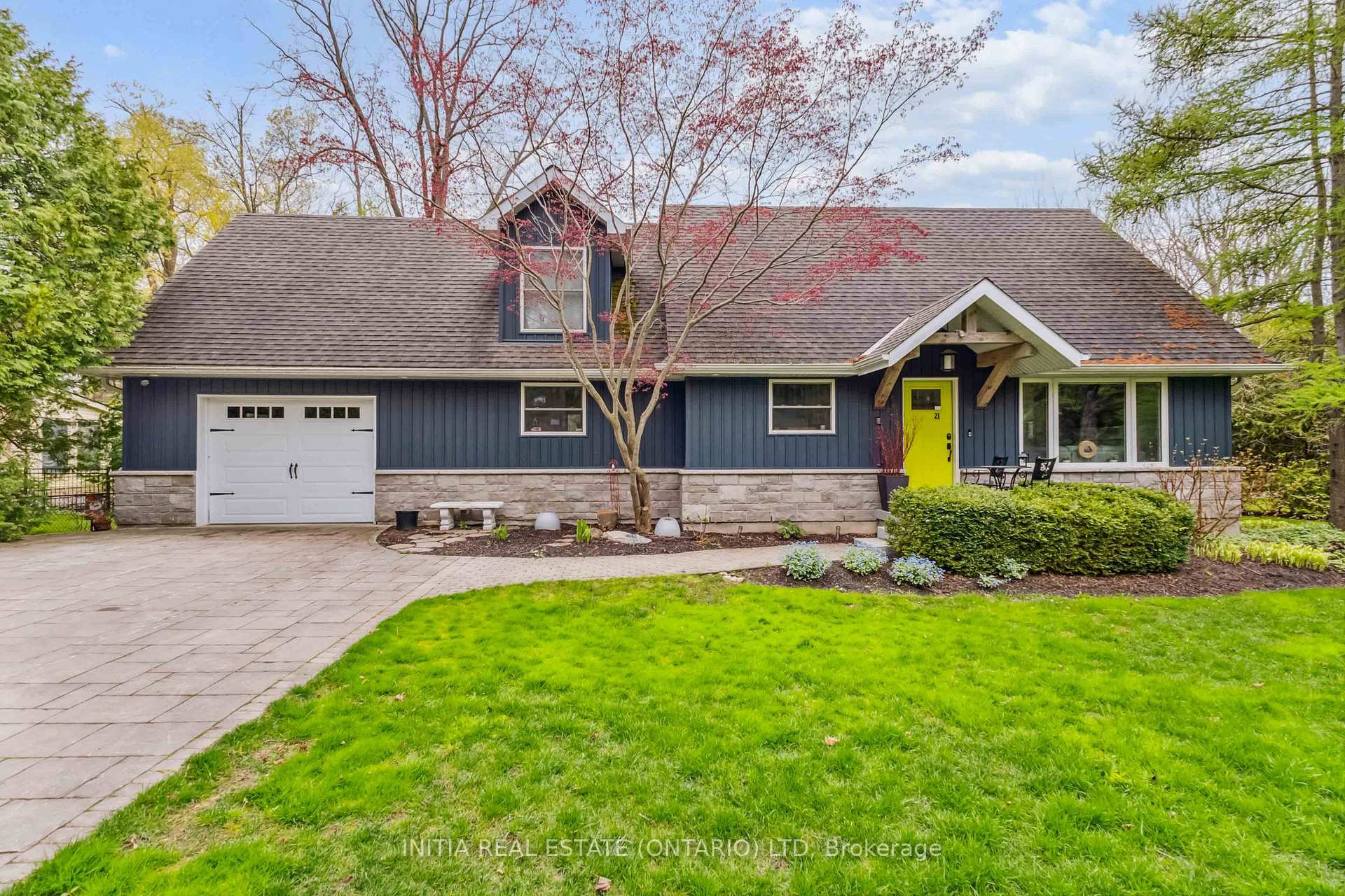 Bluewater Real Estate MLS® Listings & Houses For Sale