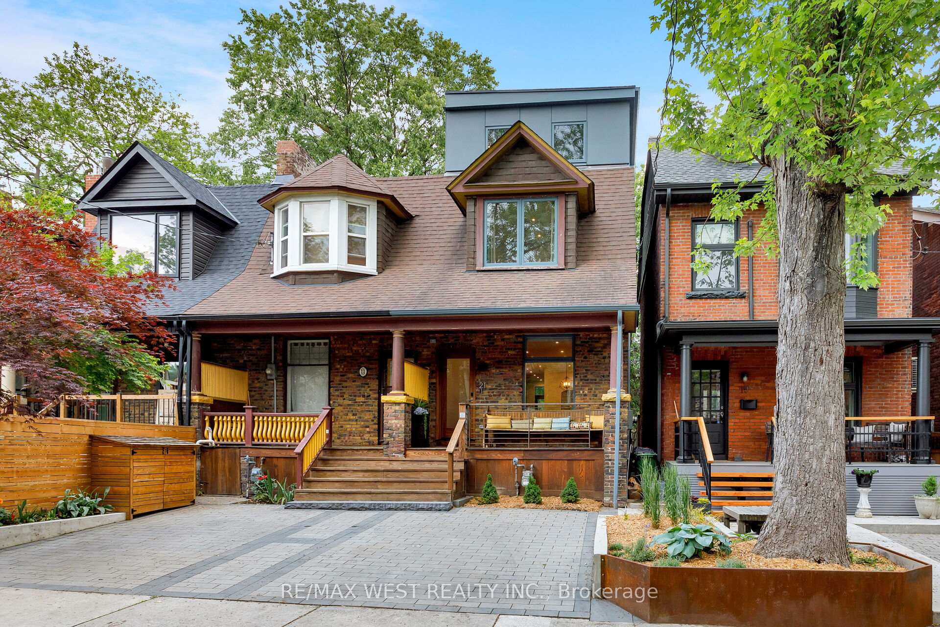 21 Cowan Avenue, Toronto, ON M6K 2N1