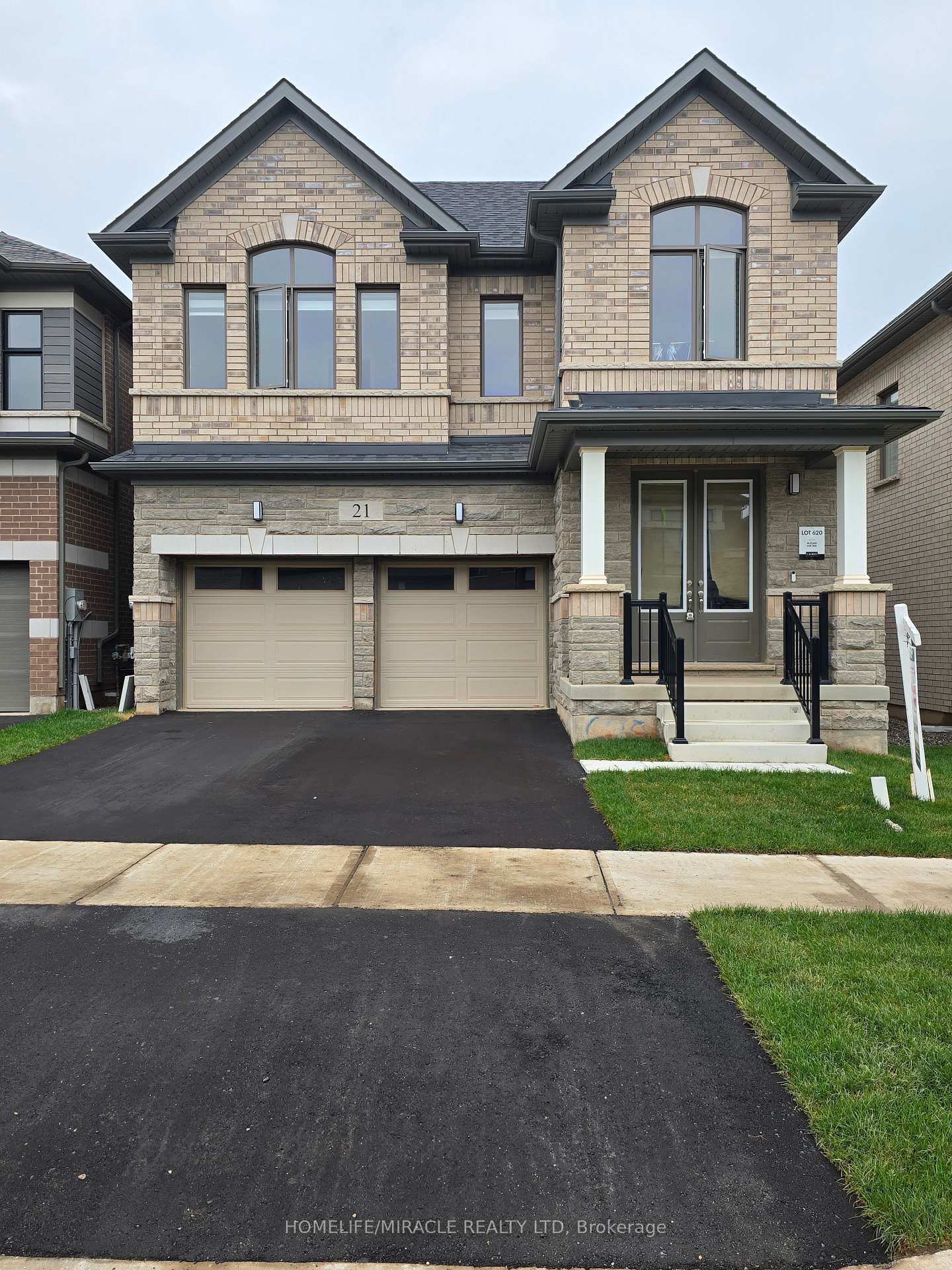 21 Gibson Drive, Erin, ON N0B 1T0