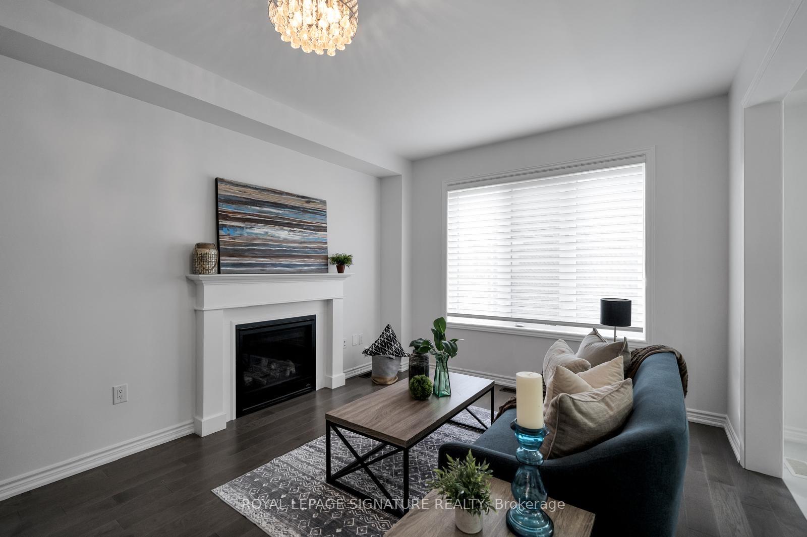 21 Lockyer Drive, Whitby, ON L1P 0M2
