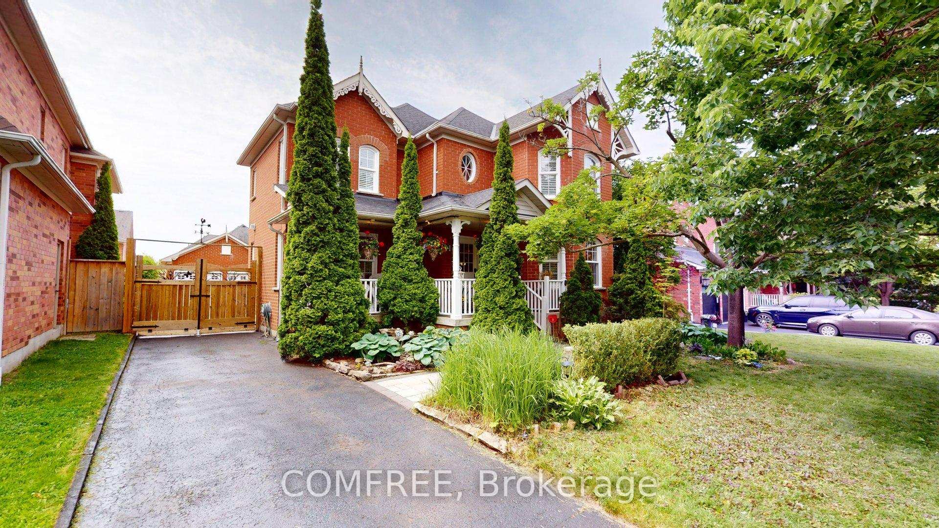 21 Mcbeth Place, Whitby, ON L1M 1E7